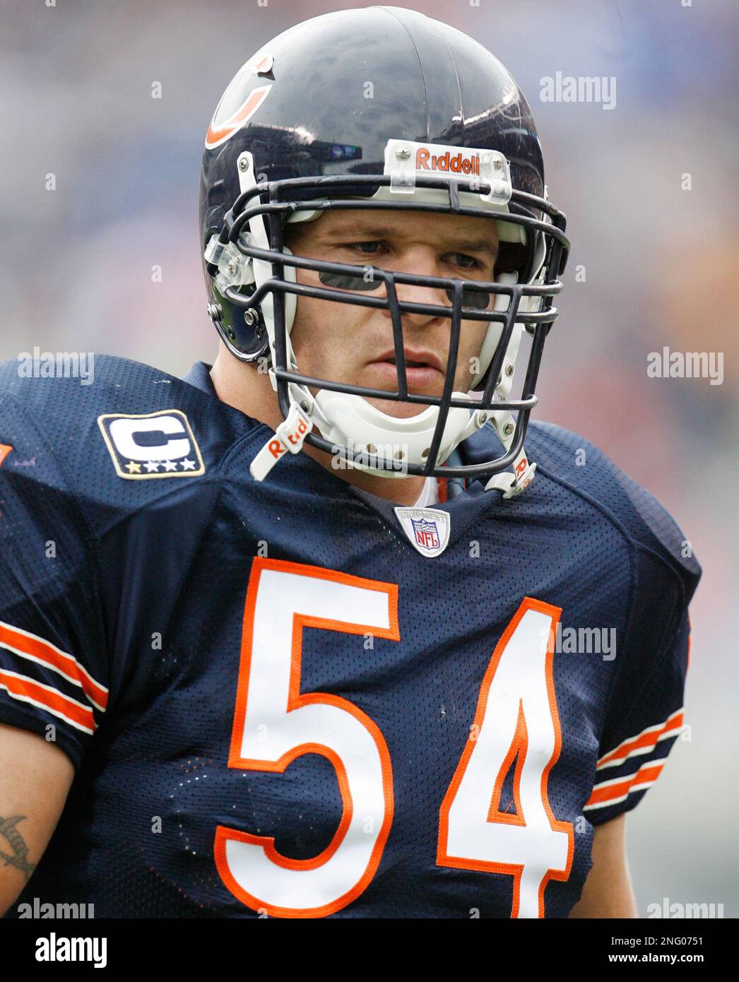 Chicago Bears Brian Urlacher (54) in the second quarter of an NFL ...