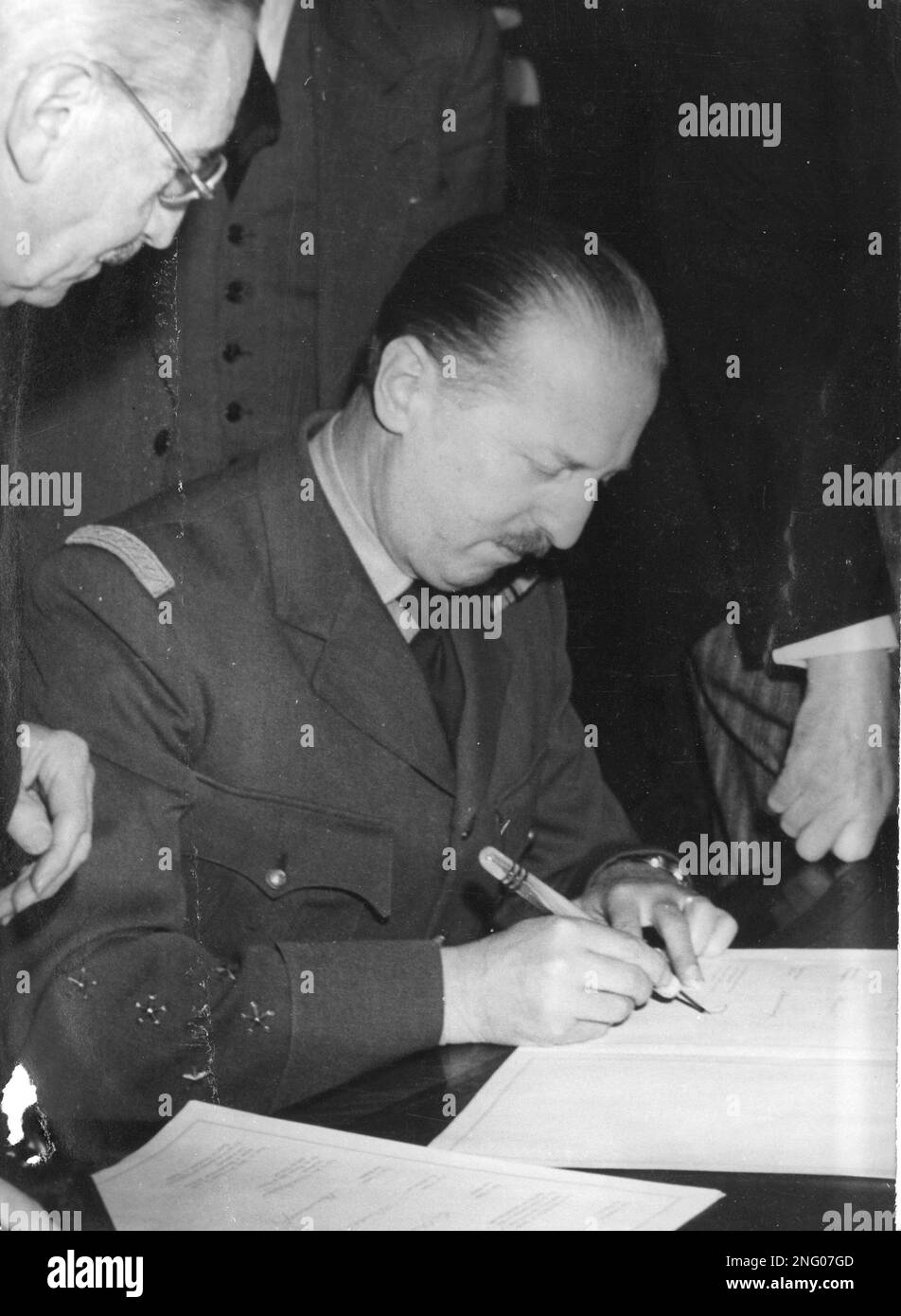 French General Pierre Koenig, in charge of the French territories in ...