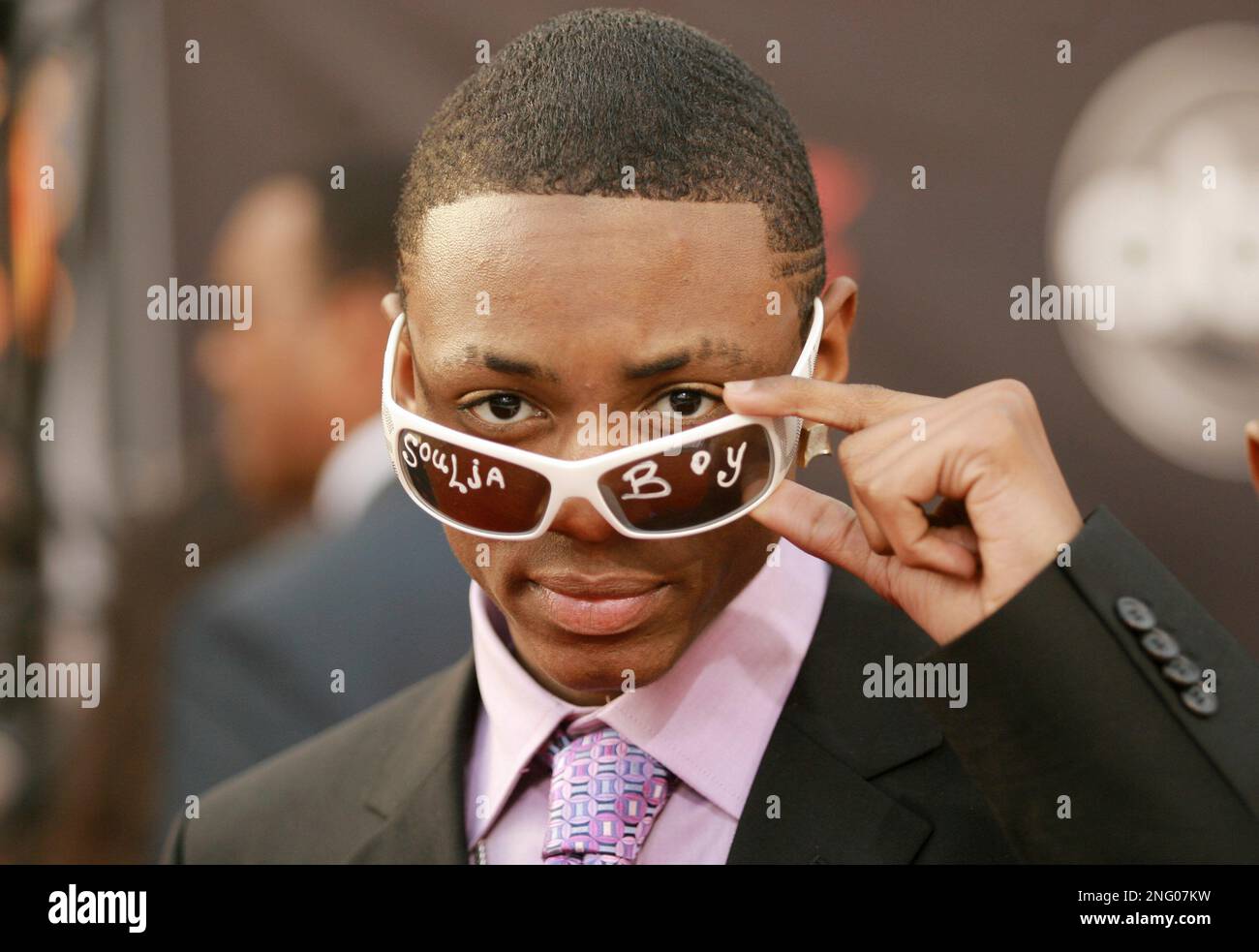 Soulja Boy arrives at the American Music Awards in Los Angeles on ...