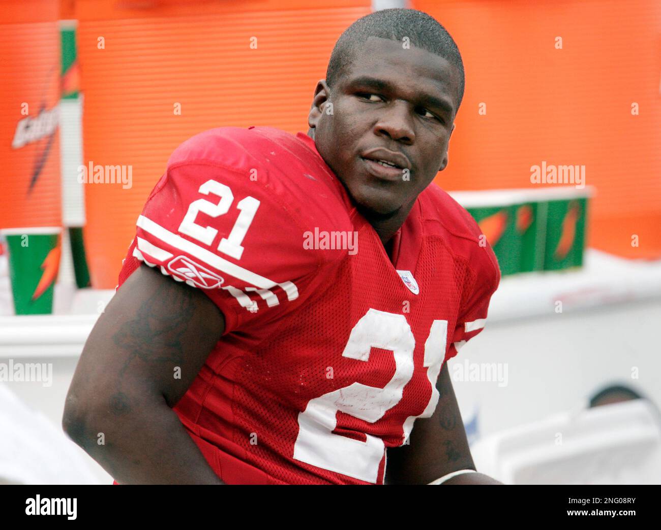 San Francisco 49ers running back Frank Gore (21) in the fourth quarter ...