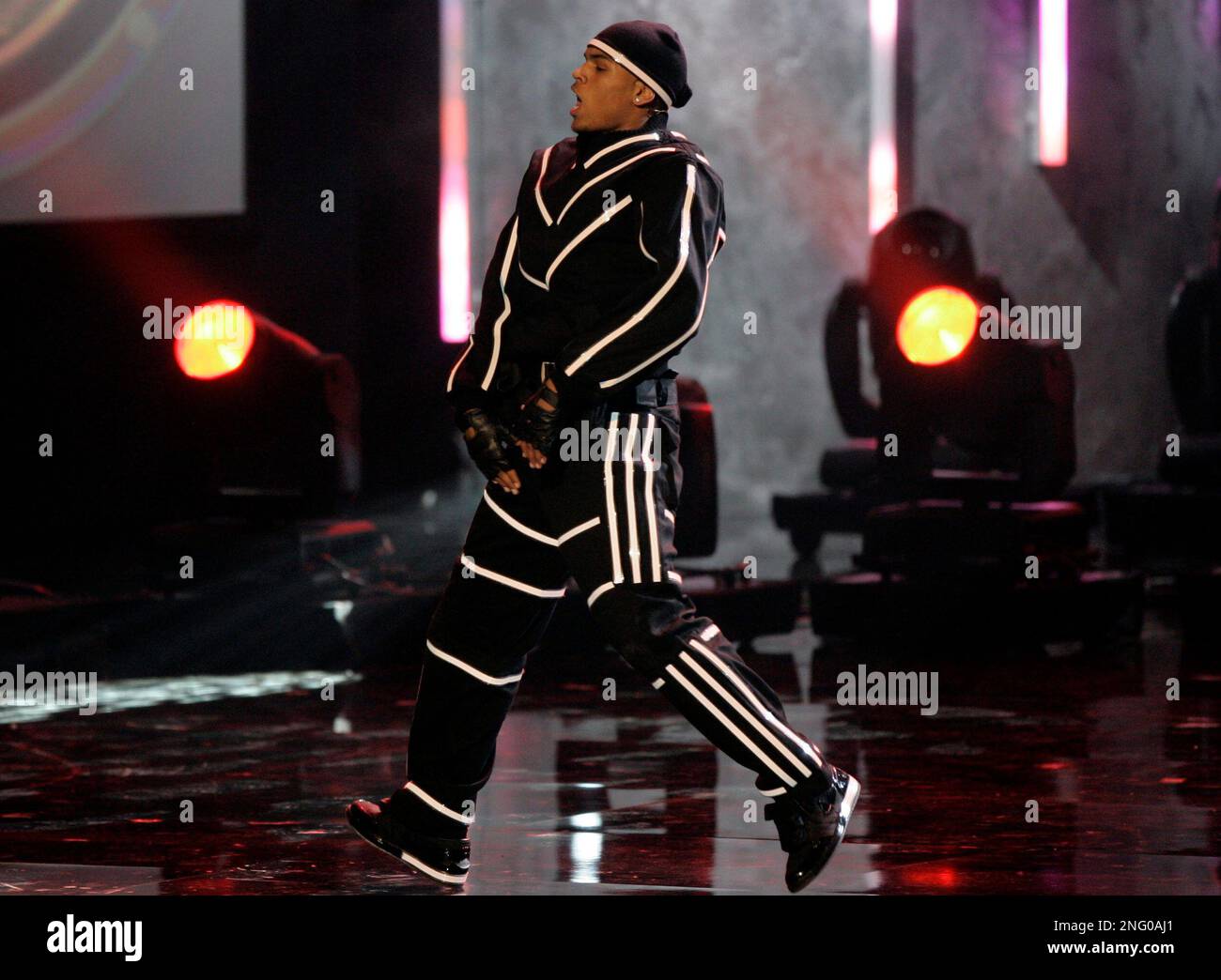 Chris Brown, performs at the American Music Awards in Los Angeles on ...