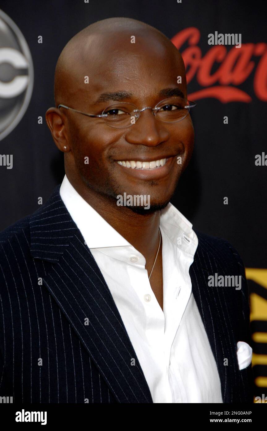 Actor Taye Diggs arrives at the American Music Awards in Los Angeles on ...
