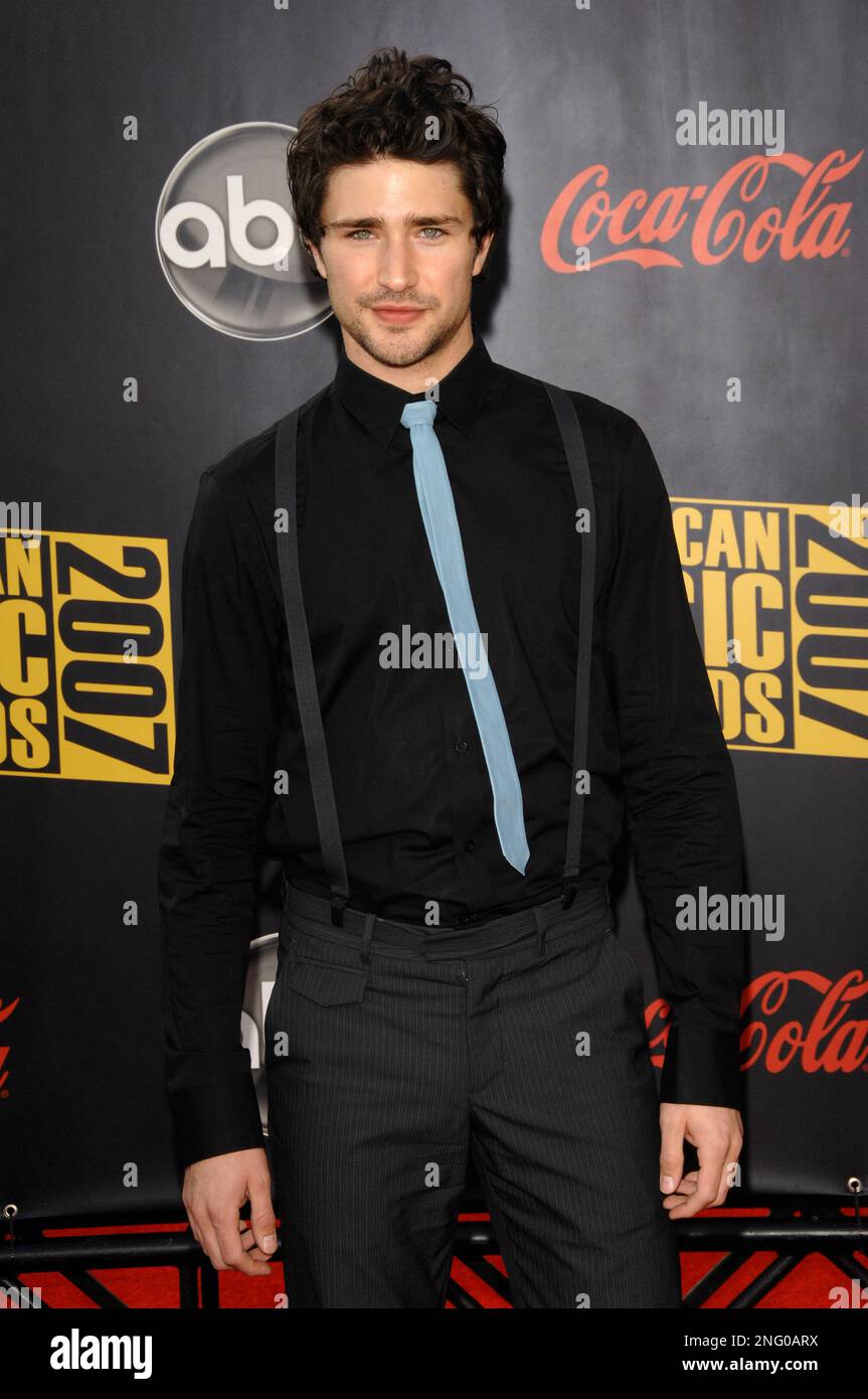 Actor Matt Dallas arrives at the American Music Awards in Los Angeles ...