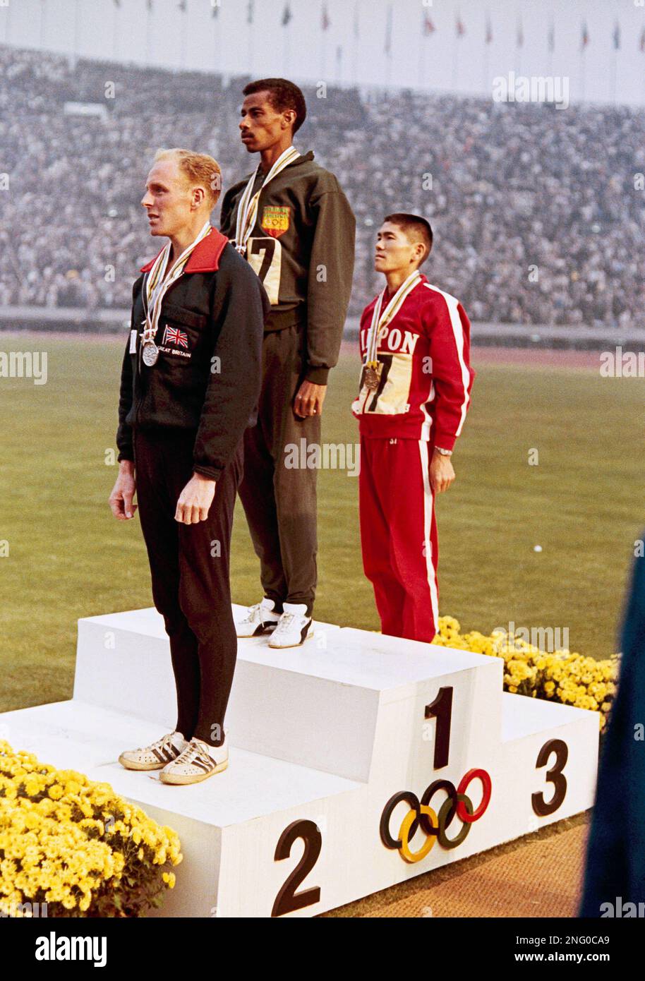 Medal ceremony for the winners of the men's marathon at the Tokyo ...