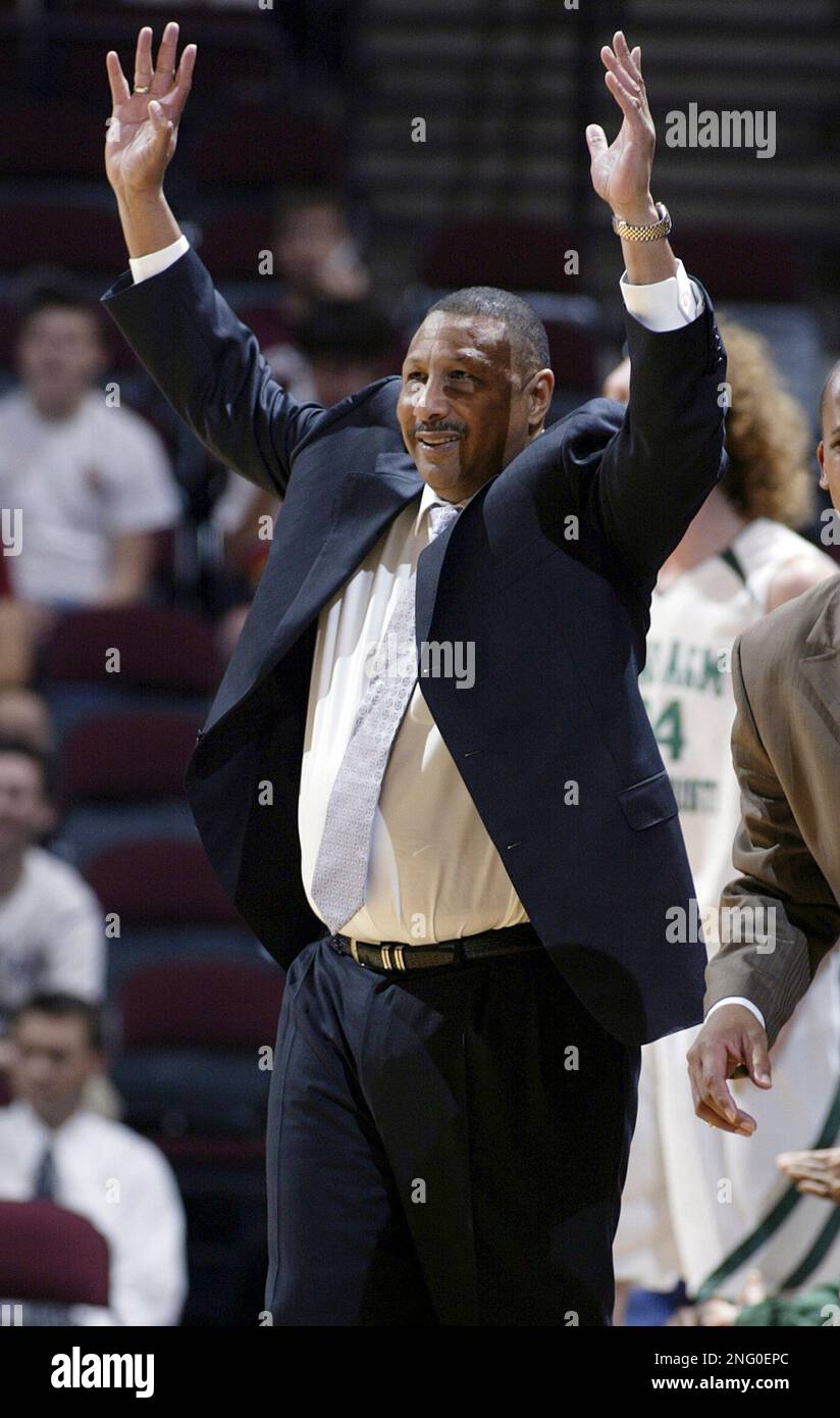 Texas A&M-Corpus Christi coach Perry Clark celebrates a three-point ...