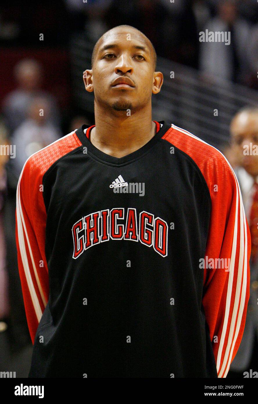 Chicago Bulls' Chris Duhon.(AP Photo/Nam Y. Huh Stock Photo - Alamy