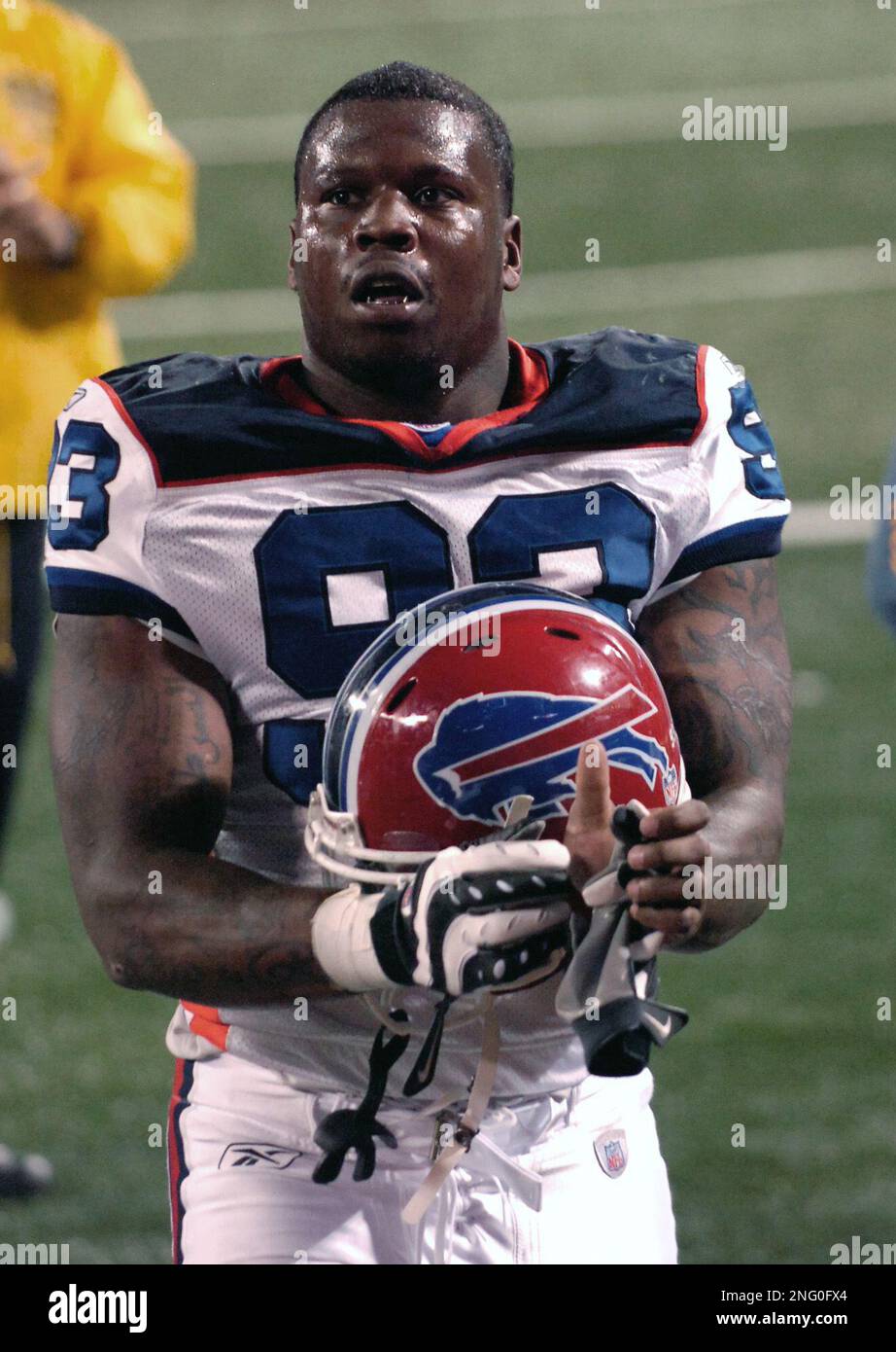 Buffalo Bills Anthony Hargrove (93) walks off the field after defeating ...
