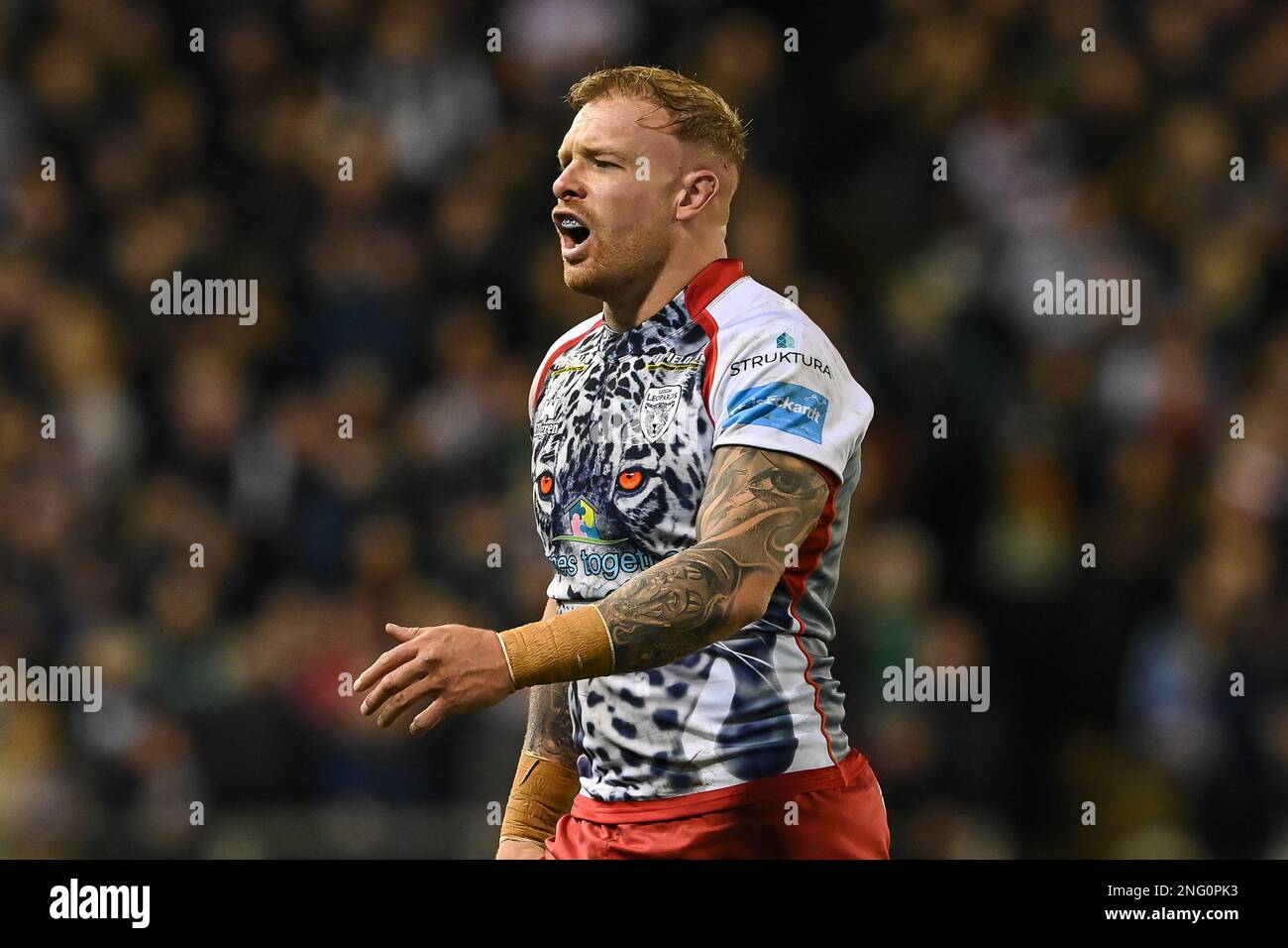 Leigh leopards vs salford red devils hi-res stock photography and ...