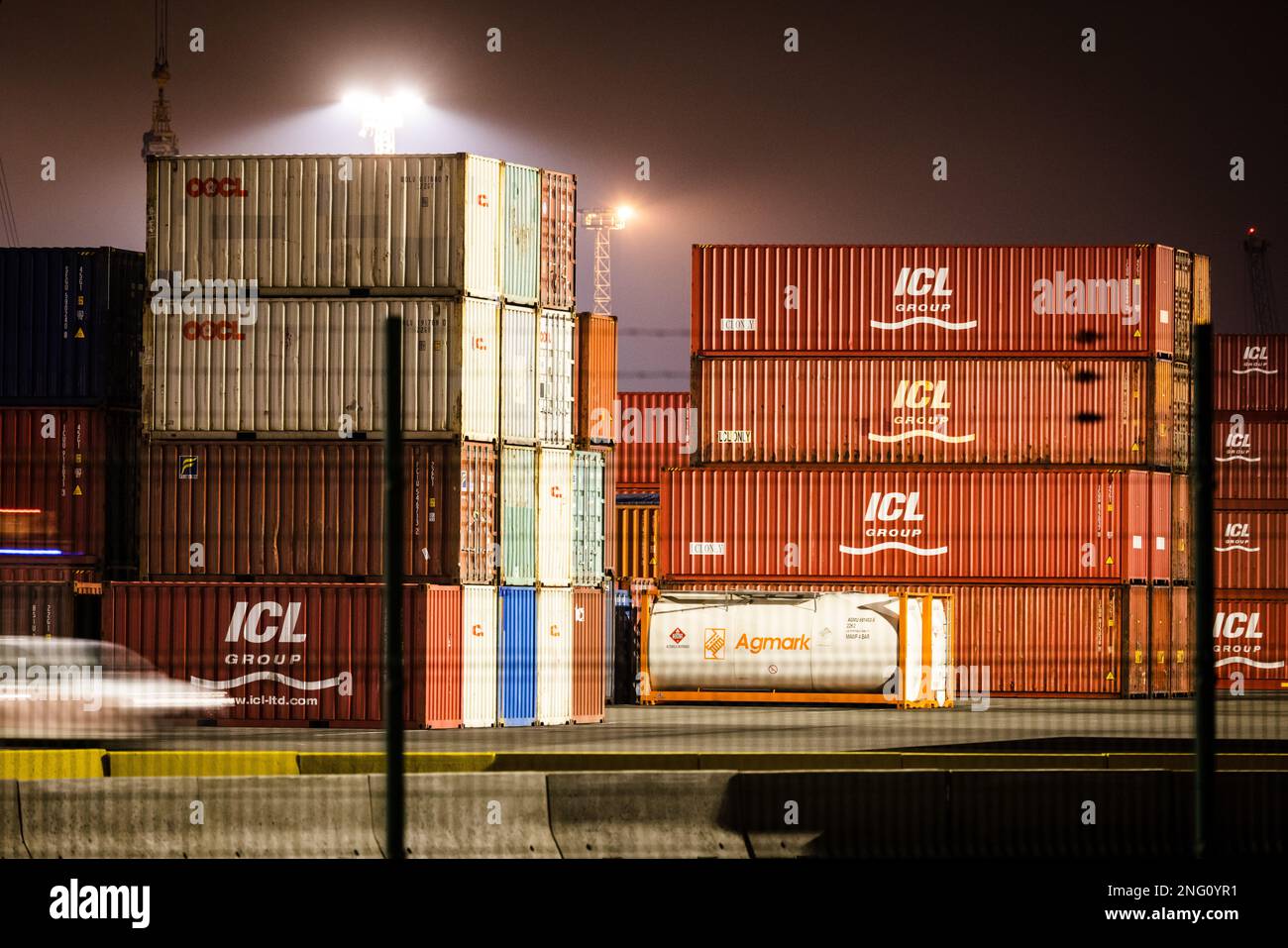 Antwerp, Belgium. 17th Feb, 2023. ANTWERP - A container transfer in the ...