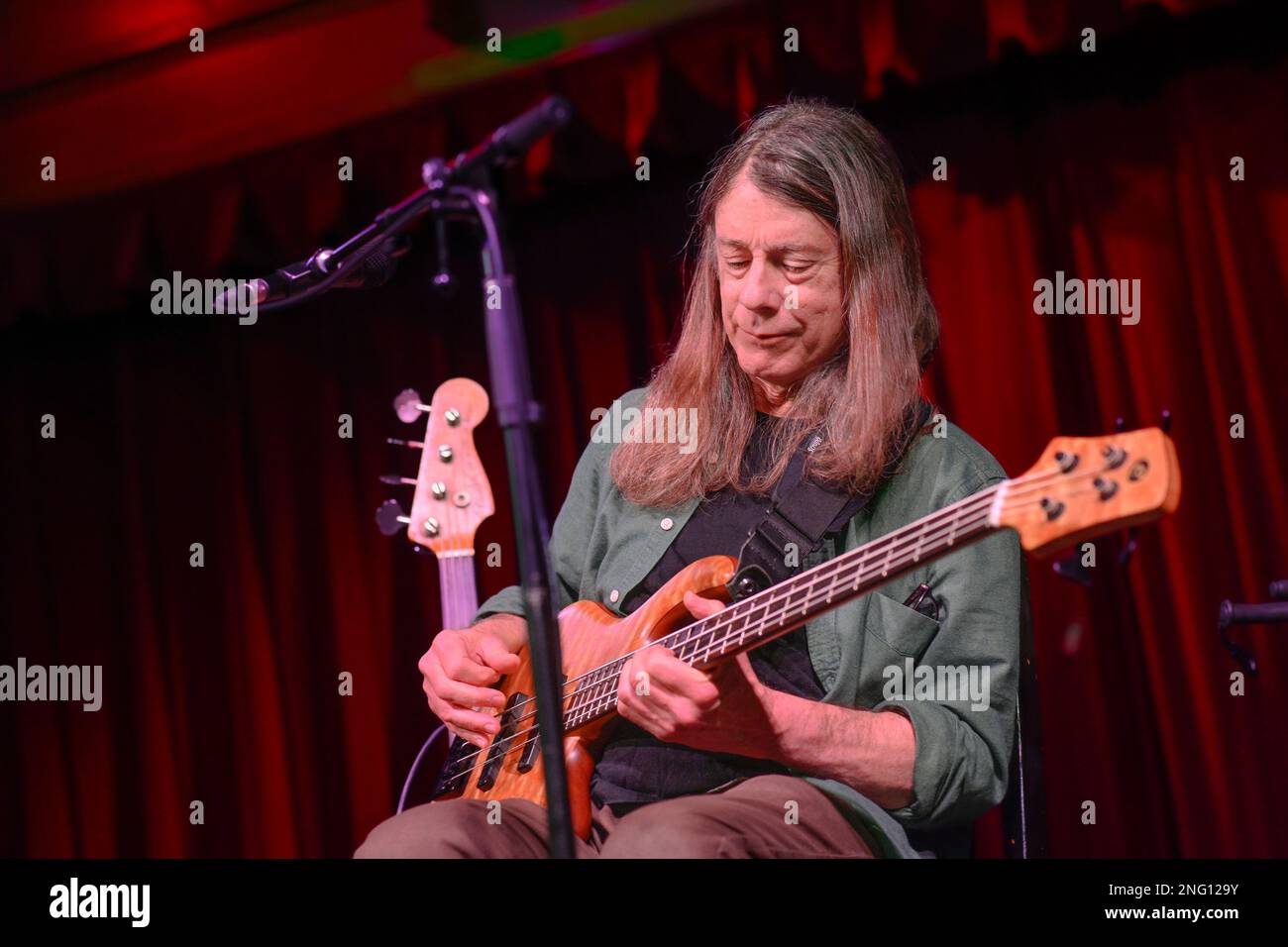 Bass guitarist, David Woodhead Stock Photo - Alamy