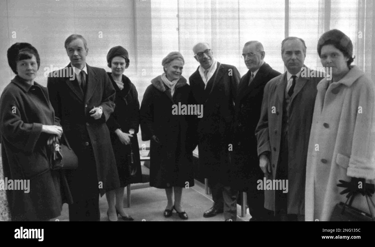 Joint winners of the 1963 Nobel Prize in Physiology or Medicine, Alan ...