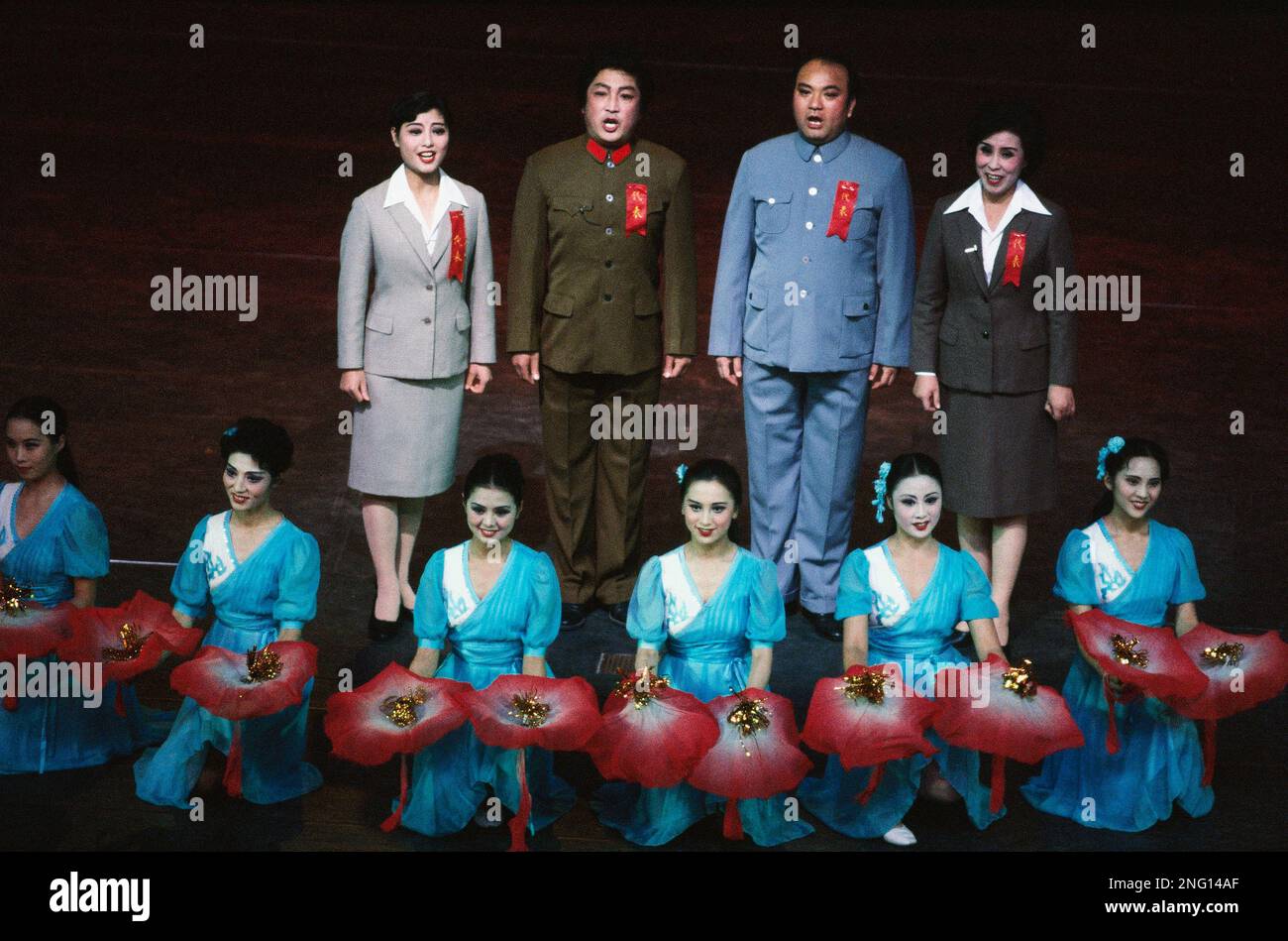 Performers during a song and dance extravaganza with a cast of 1000 ...