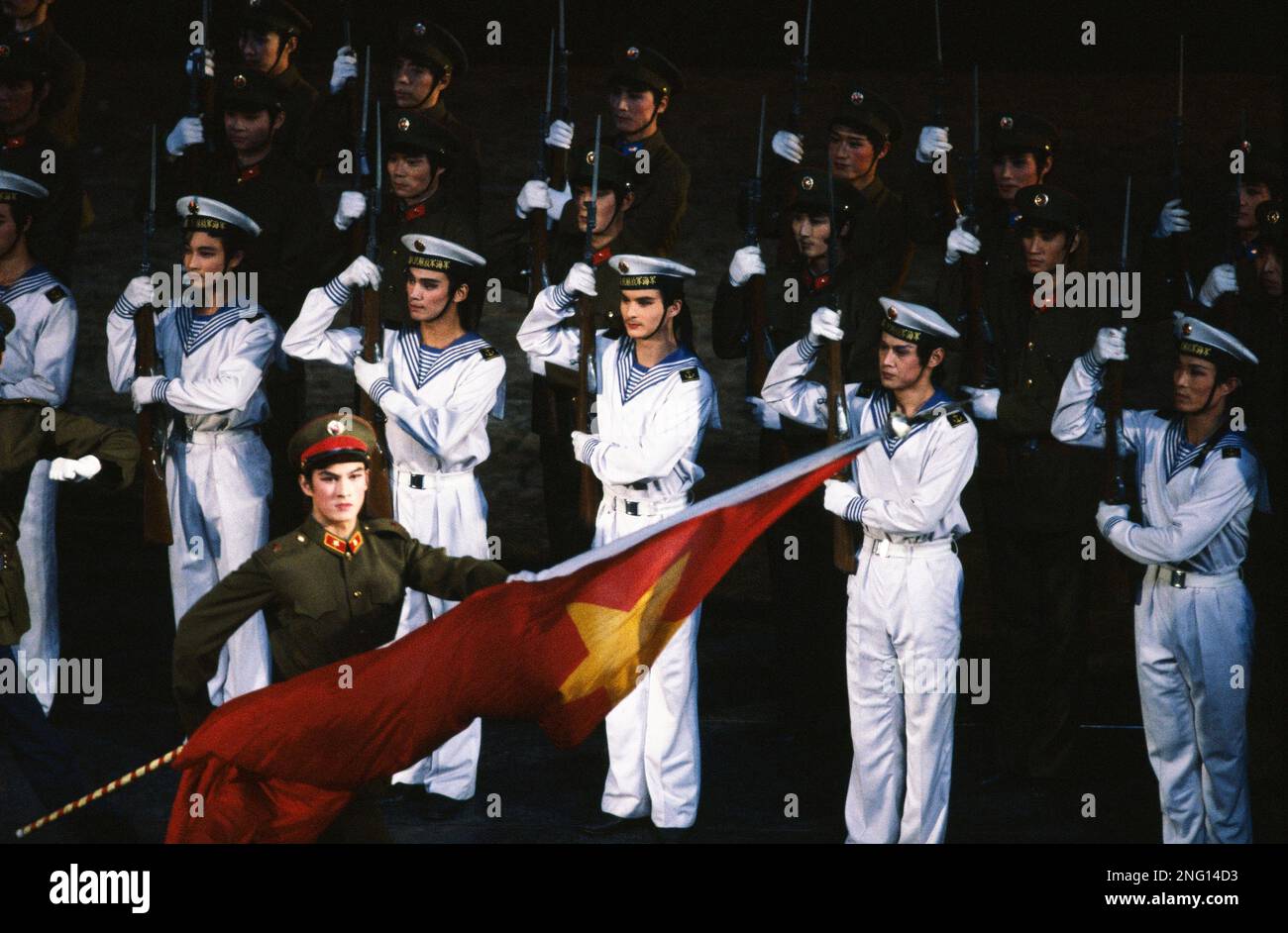 Performers during a song and dance extravaganza with a cast of 1000 ...