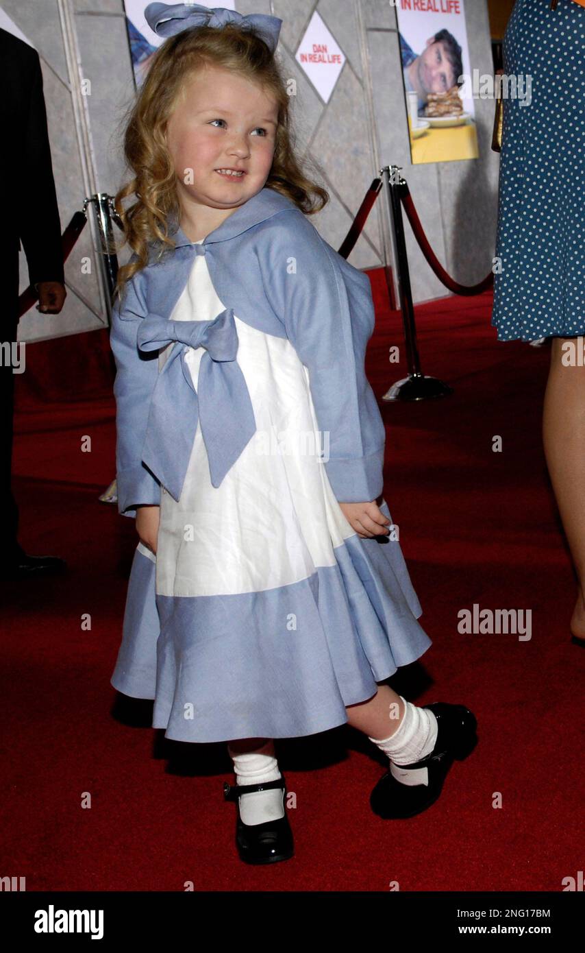 Jessica Lussier, 3 years old, arrives at the world premiere of "Dan in ...