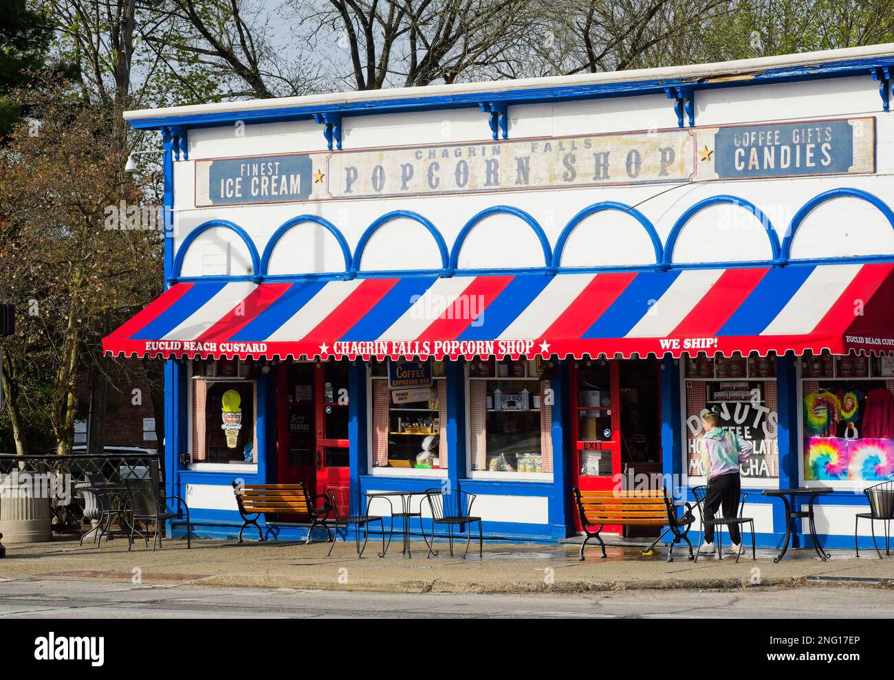 Stores In Chagrin Falls Ohio