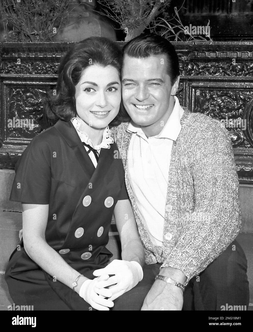 Carol Lawrence And Robert Goulet Carol Lawrence And Robert Goulet