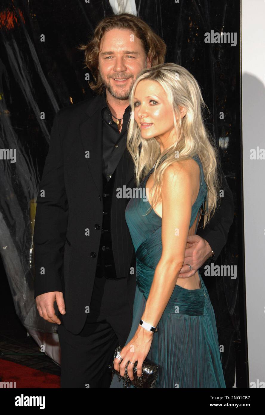 Actor Russell Crowe and wife actress Danielle Spencer attend the world ...