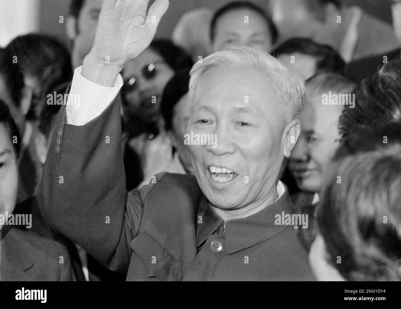 North Vietnamese politburo member Le Duc Tho waves to acquaintances as ...