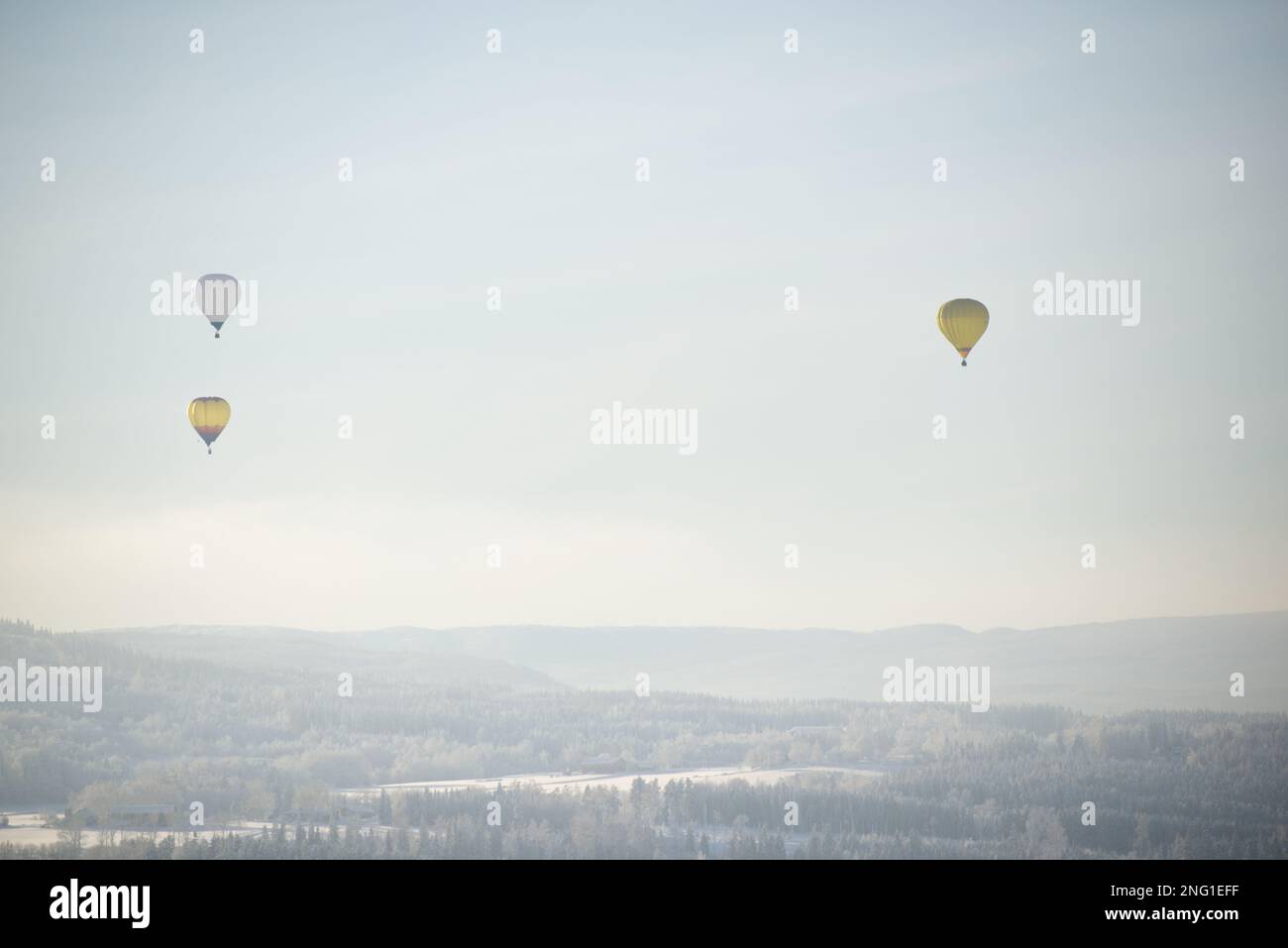 Flying in aircraft over europe hi-res stock photography and images - Alamy