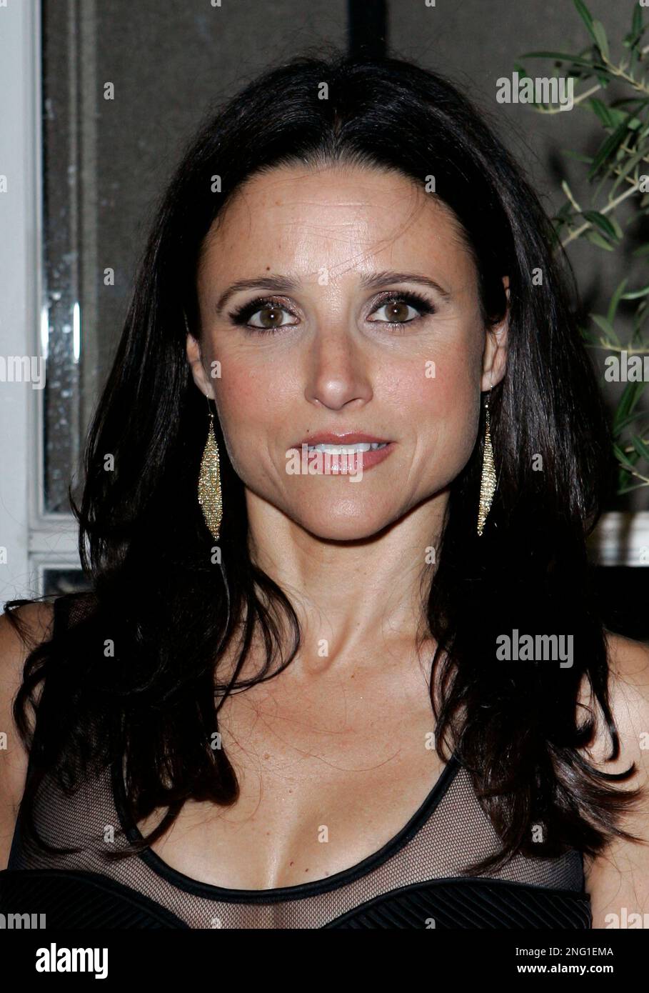 Actress Julia Louis-Dreyfus arrives at Elle magazine's 14th Annual ...