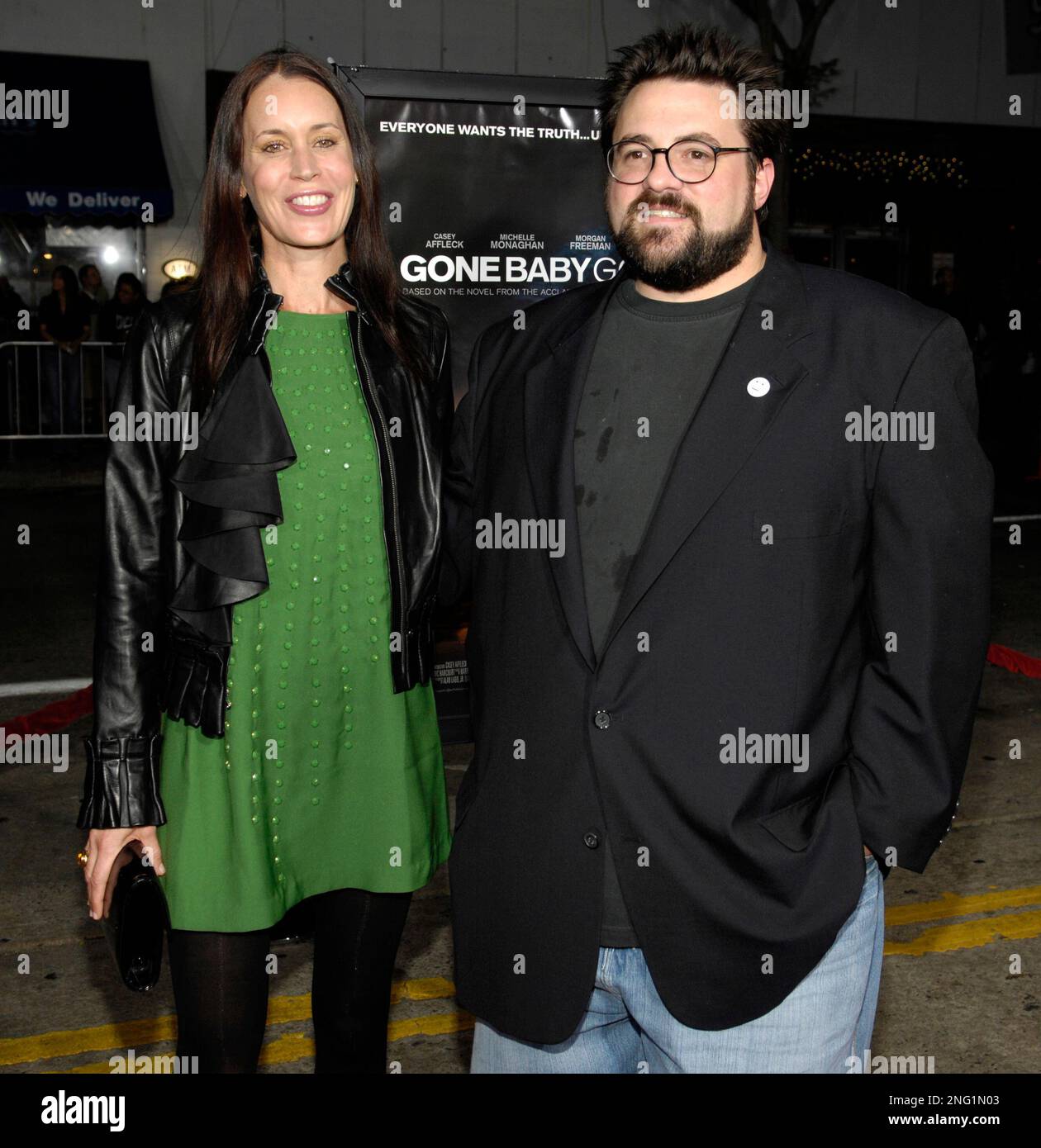 Kevin Smith and his wife Jennifer arrives at the Los Angeles premiere ...