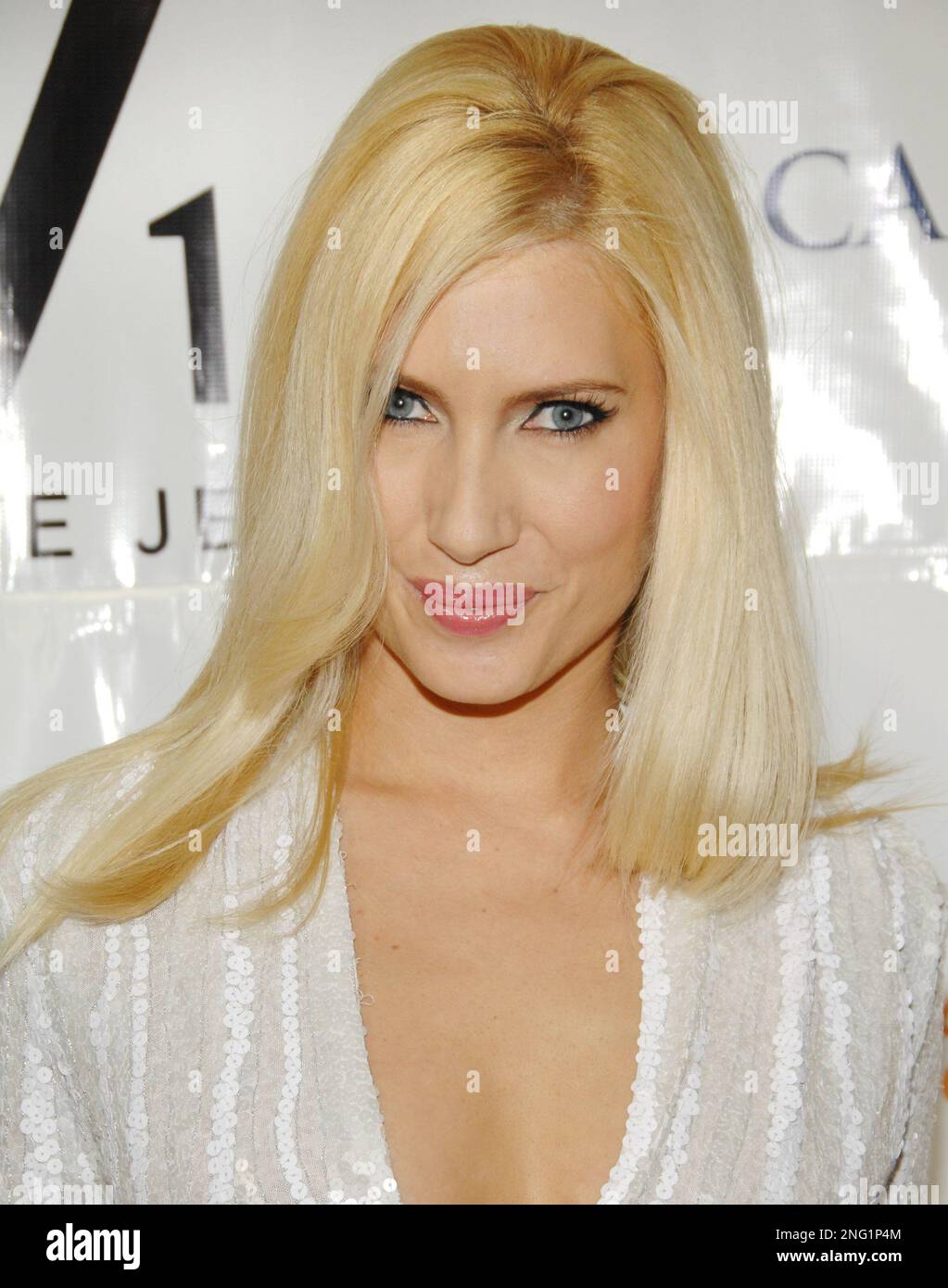 Opera singer Shawna Stone attends the Heart of Gold Ball at Cipriani's ...