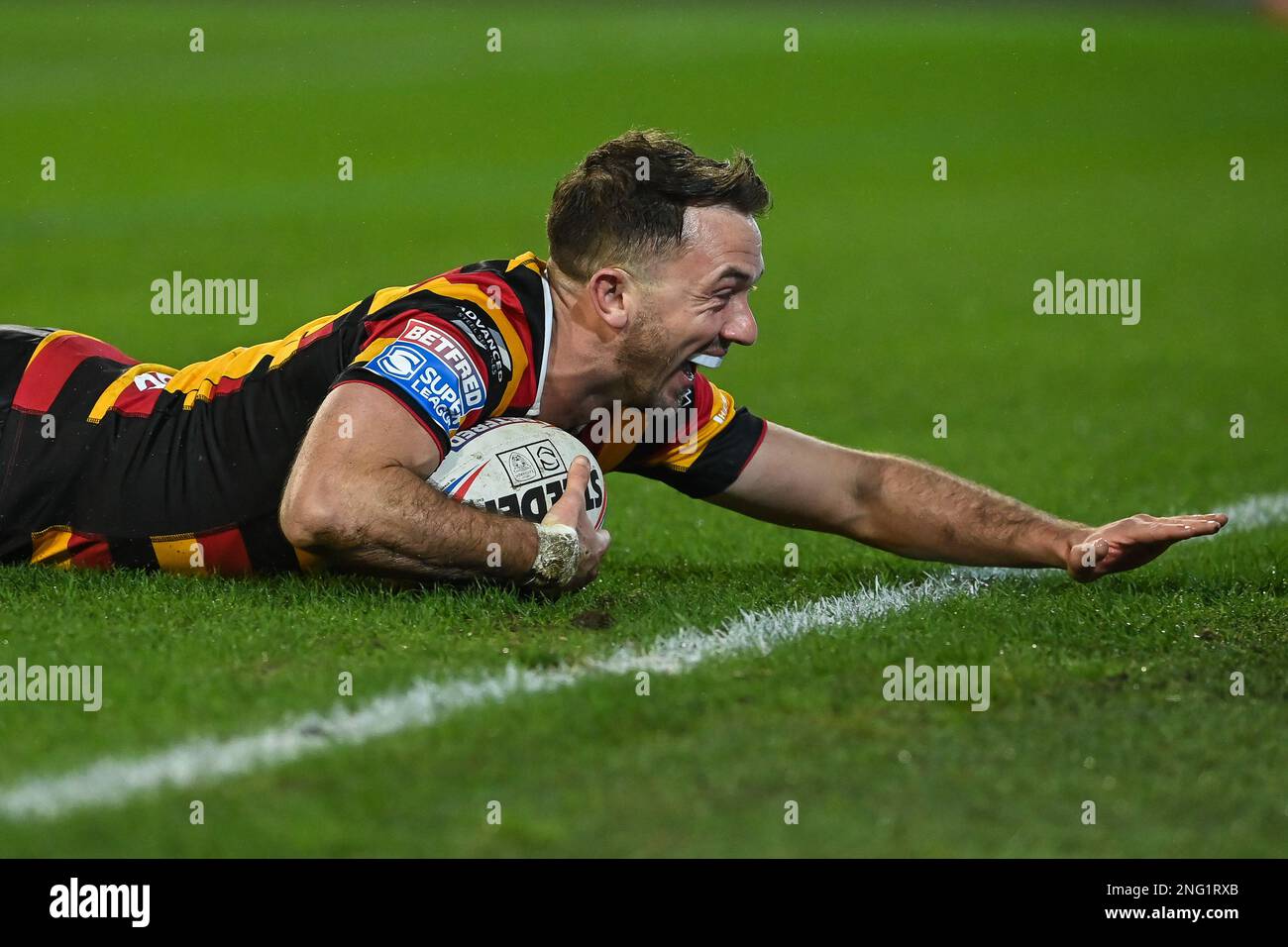 Leigh leopards vs salford red devils hi-res stock photography and ...