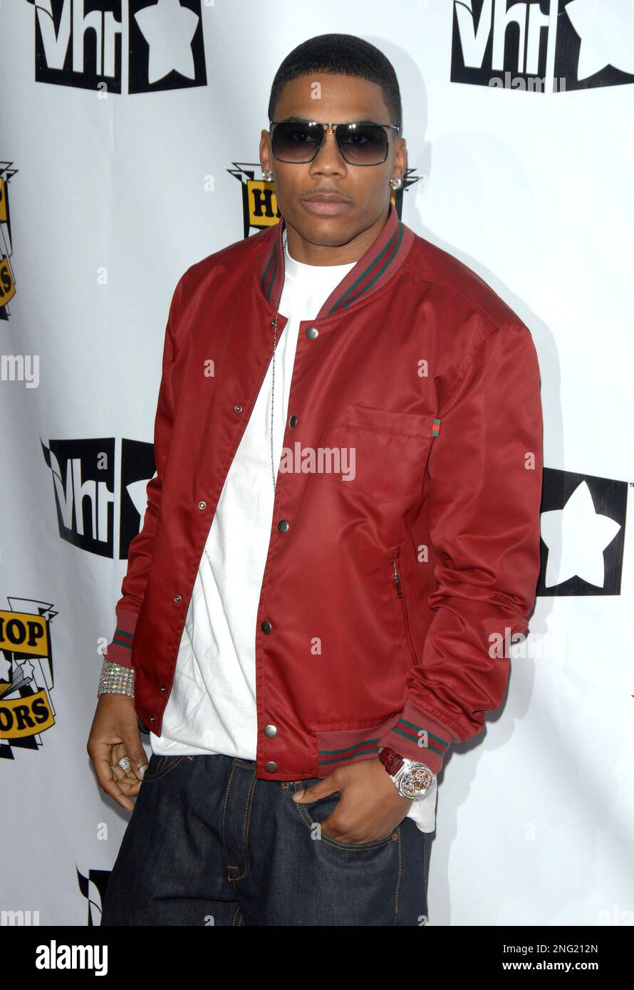 Rapper Nelly arrives at the 4th Annual VH1 Hip Hop Honors ceremony at ...