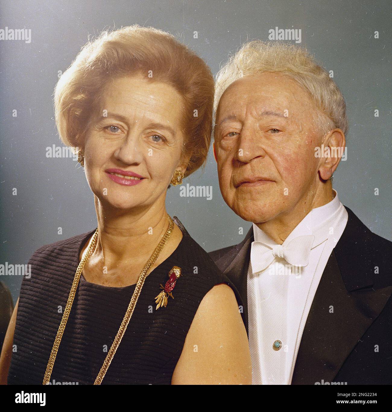 Pianist Arthur Rubinstein and his wife Aniela Mlynarska are seen, May 5 ...