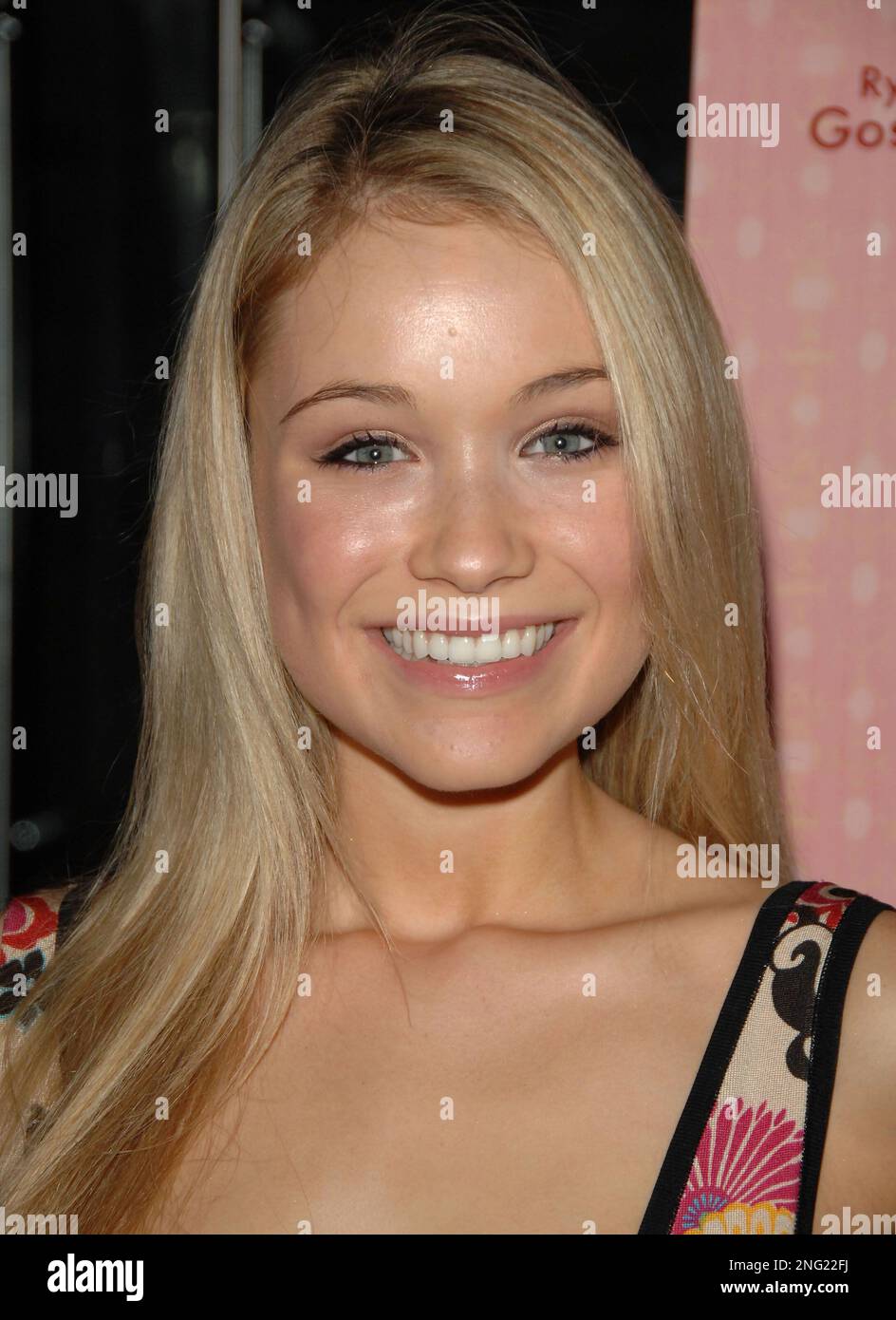 Model Katrina Bowden arrives at the premiere of "Lars And The Real Girl ...