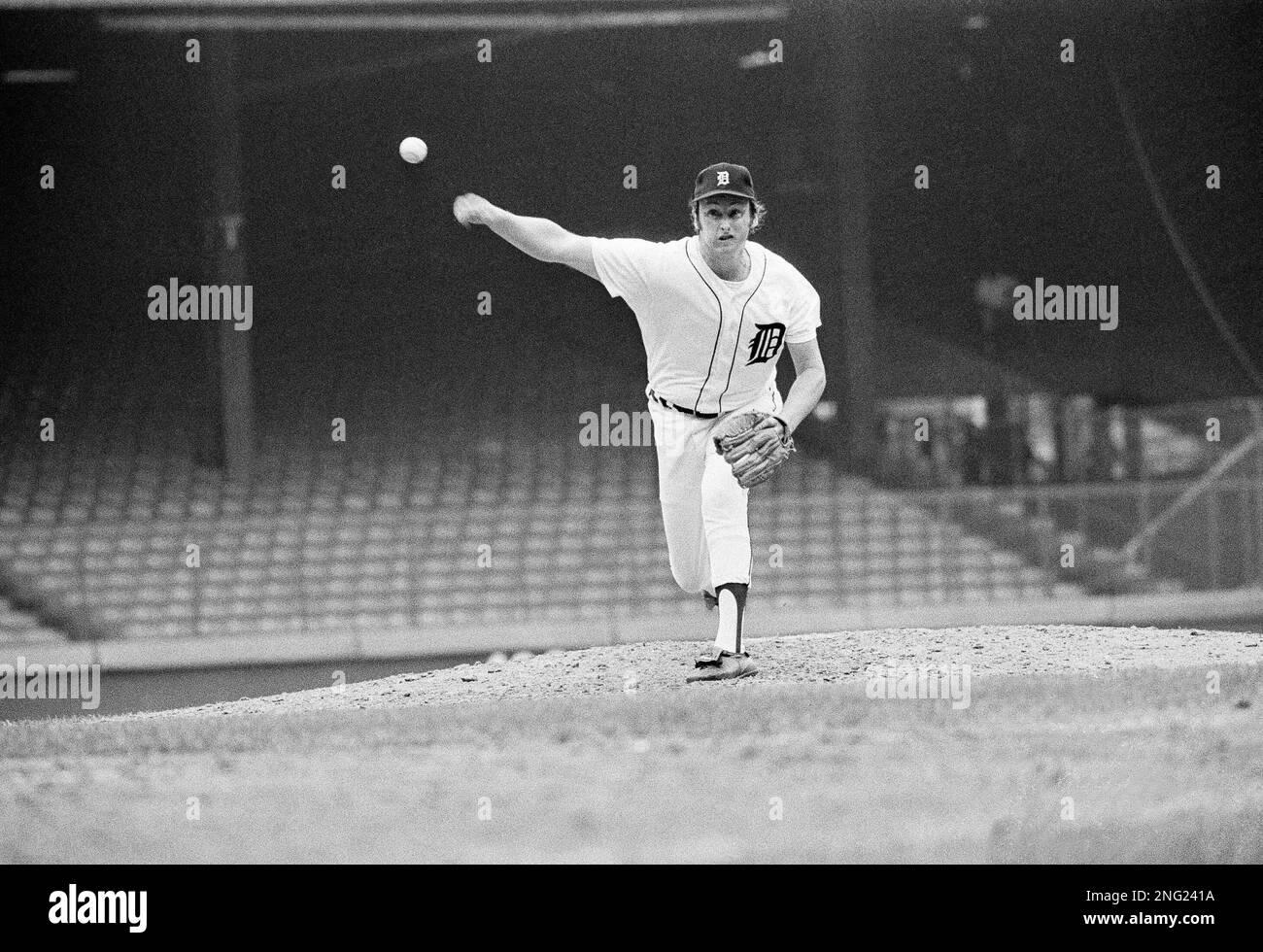 Detroit Tigers pitcher Joe Coleman delivers a pitch against the Oakland ...