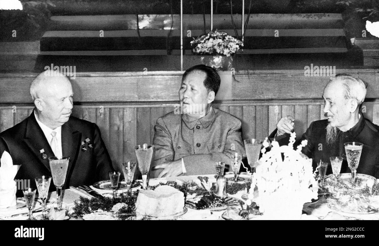 Nikita Khrushchev, Mao Tse Tung and Ho Chi Minh of Vietnam at banquet ...