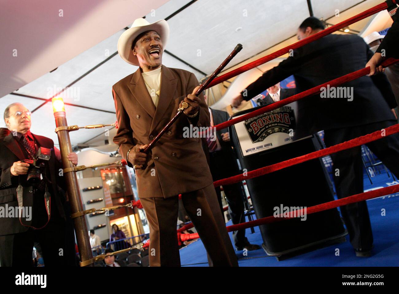 Boxer Joe Frazier poses for pictures on the Madison Square Garden ...