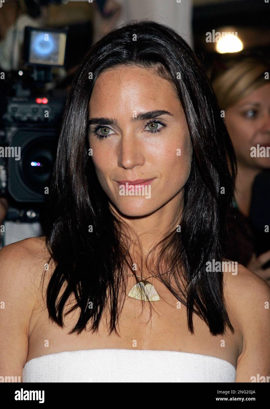 Actress Jennifer Connelly attends the premiere of "Reservation Road ...