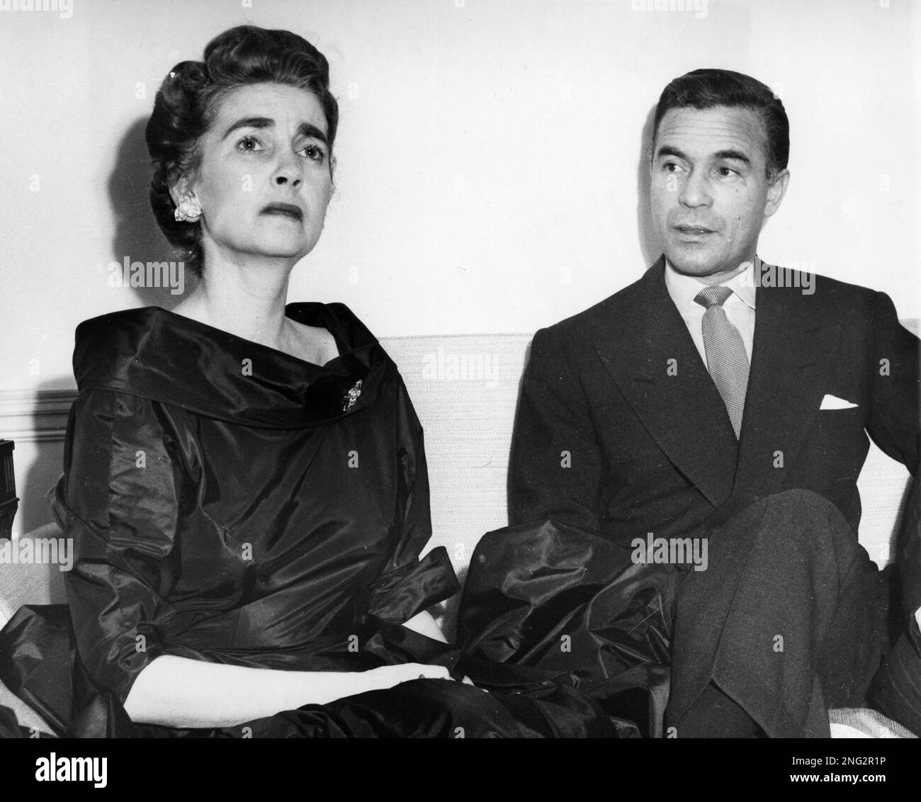 Millionairess Barbara Hutton and Dominican playboy Porfirio Rubirosa ...