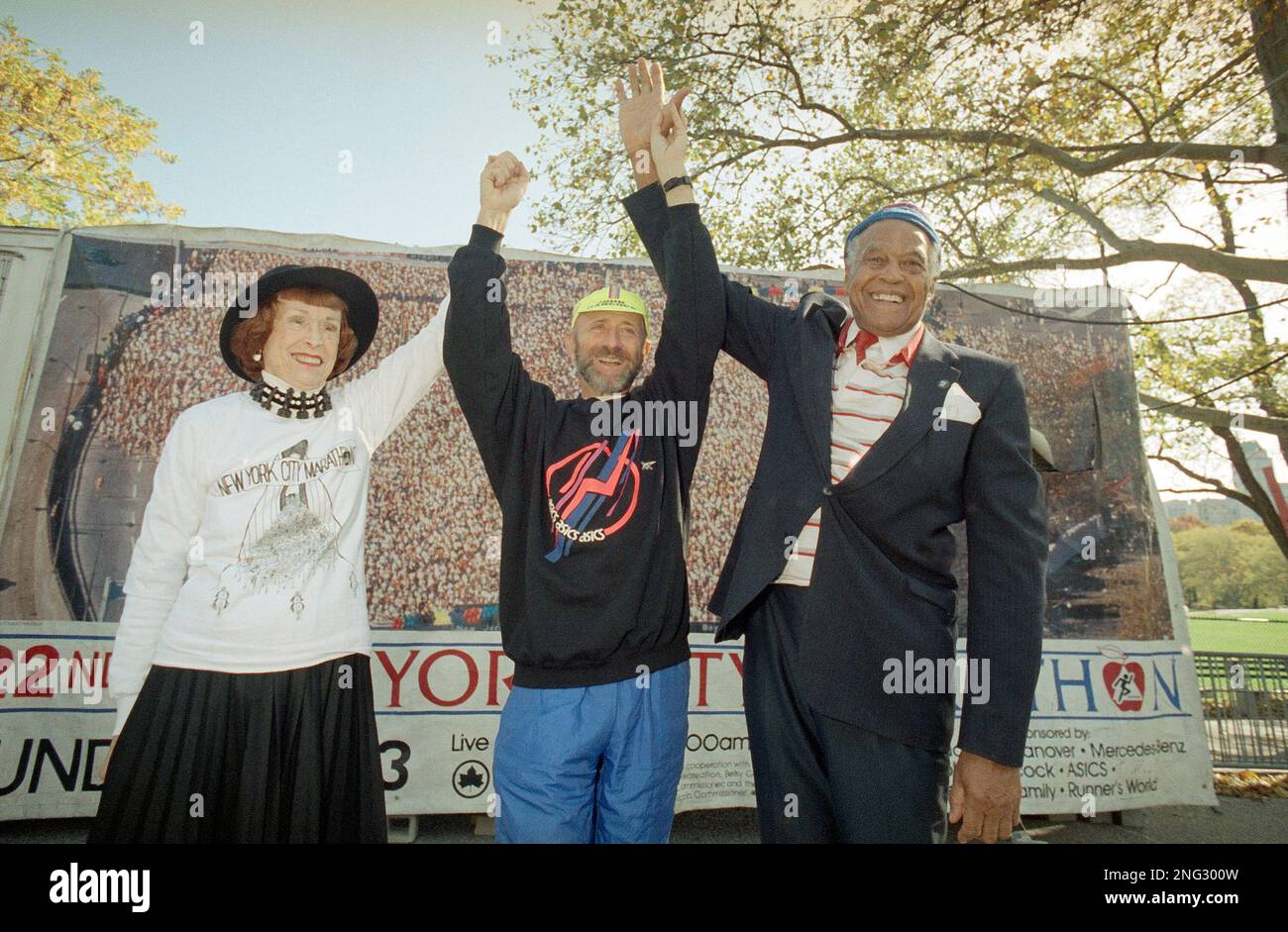 Fred Lebow is flanked by Lois Schieffelin, 80, and Robert Earl Jones ...