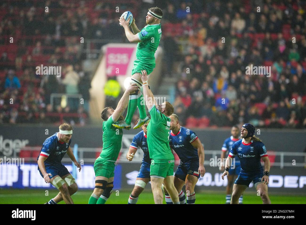 Callum chick of newcastle falcons hi-res stock photography and images ...