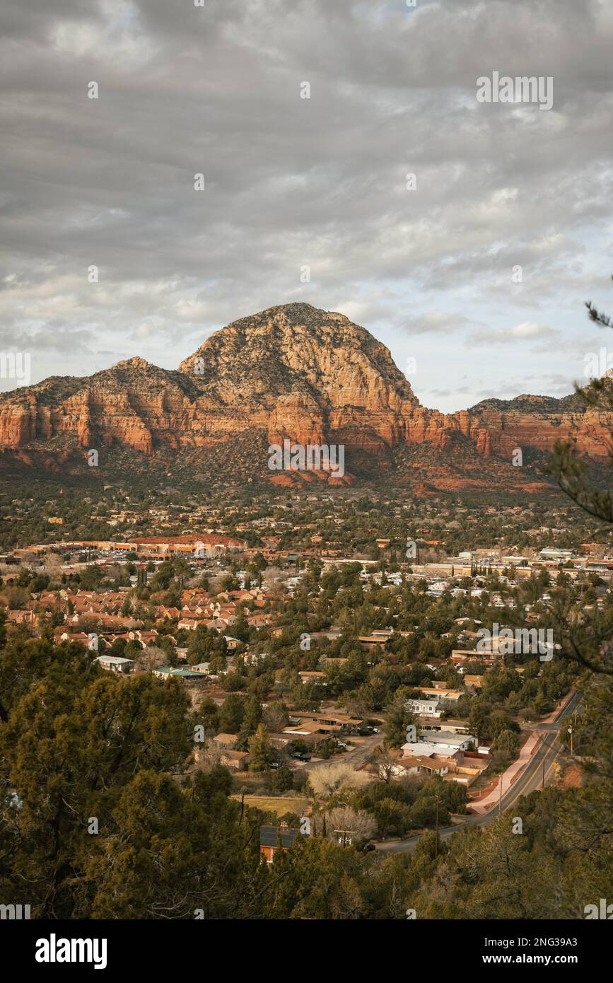 Sunset viewpoint in Sedona Arizona as seen from Airport Mesa Vortex ...
