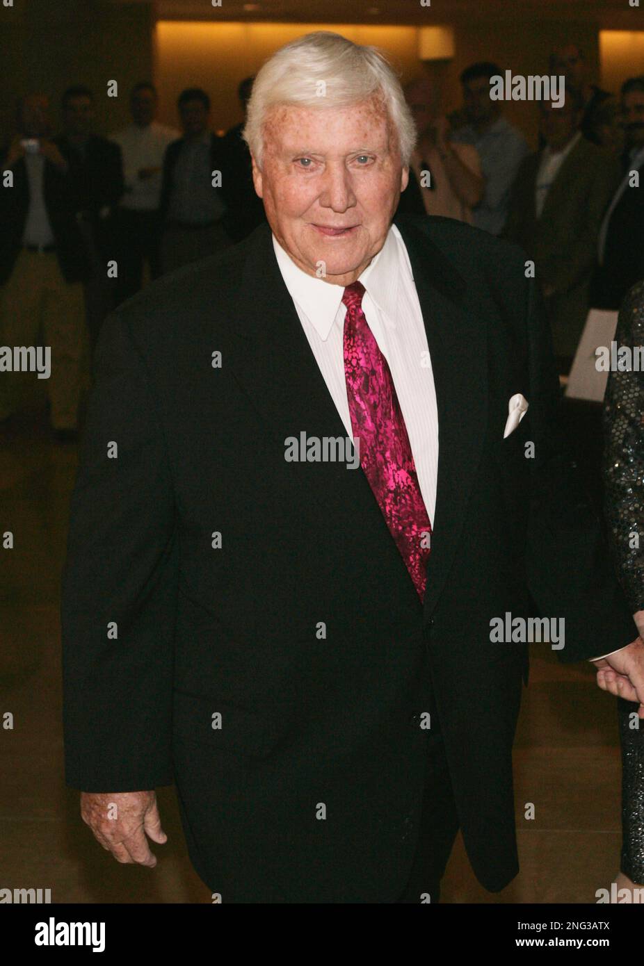 Merv Griffin arrives at the 2007 Ronald Reagan Freedom Award gala ...