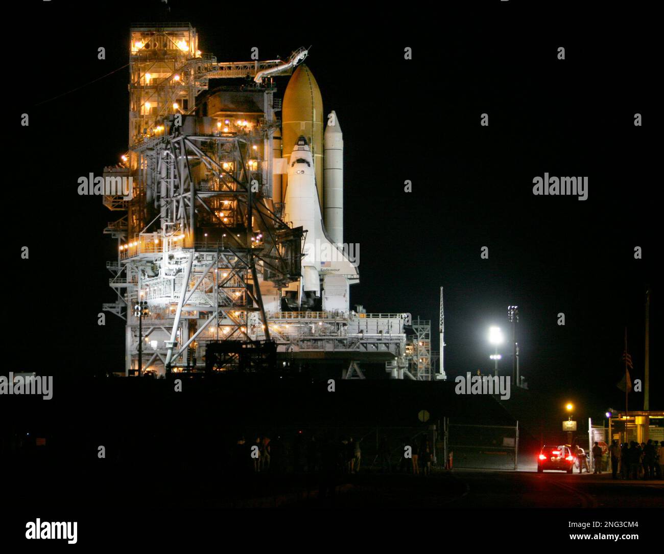 Space Shuttle Endeavour sits on Launch Pad 39A as the Rotating Service ...
