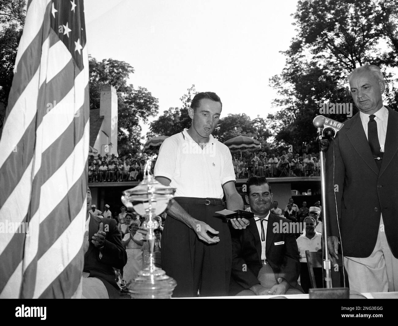 Dow Finsterwald, second in PGA Championship in 1957, holds check on ...