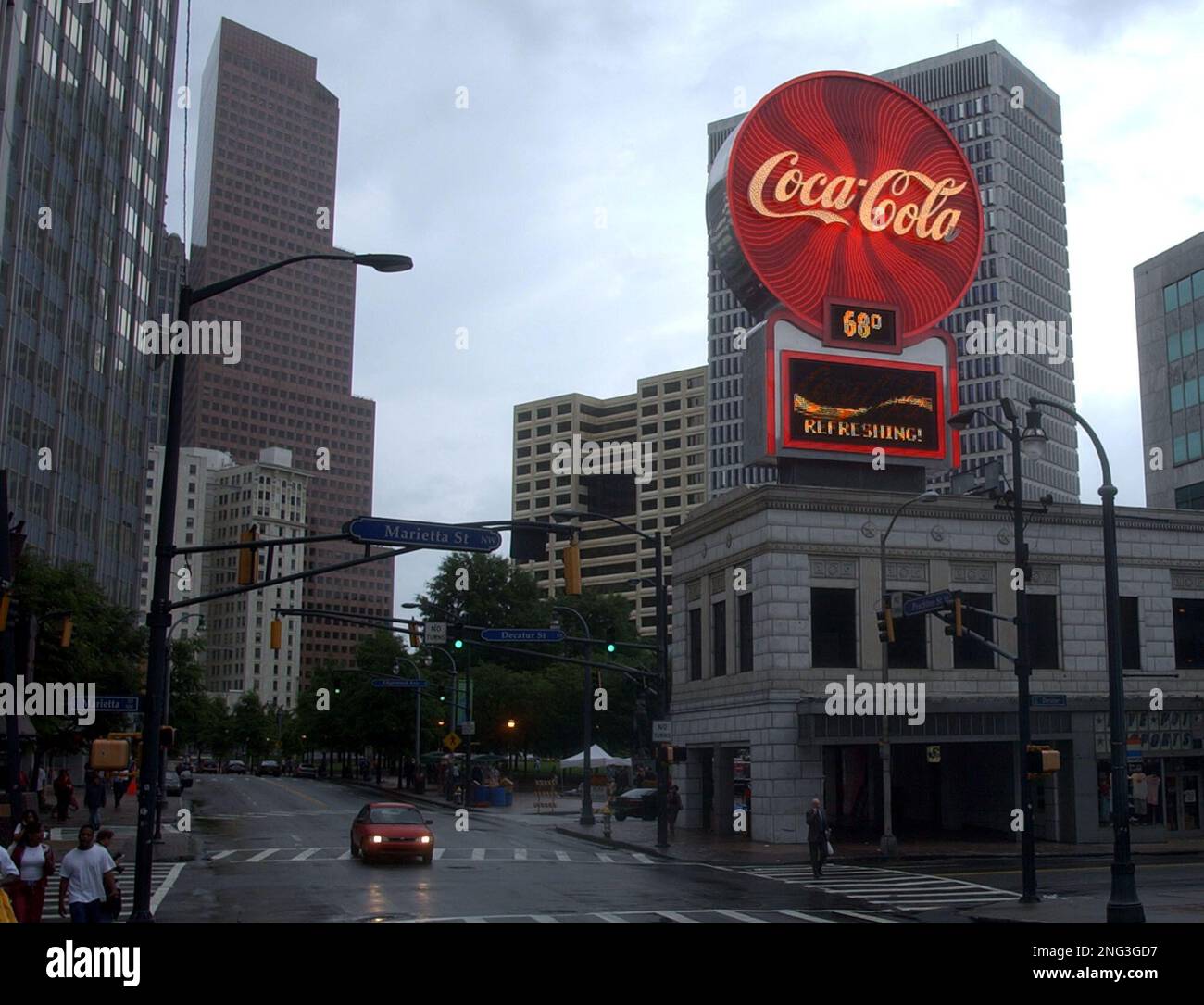 A replica of the Coca-Cola sign that stood from 1932-1981 in downtown ...