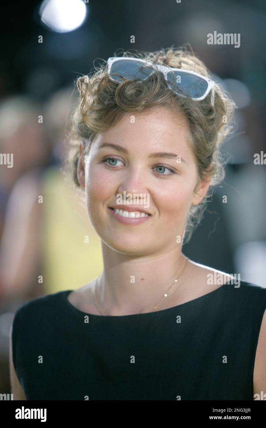 Erika Christensen arrives at the premiere of ÒThe Simpsons MovieÓ in ...