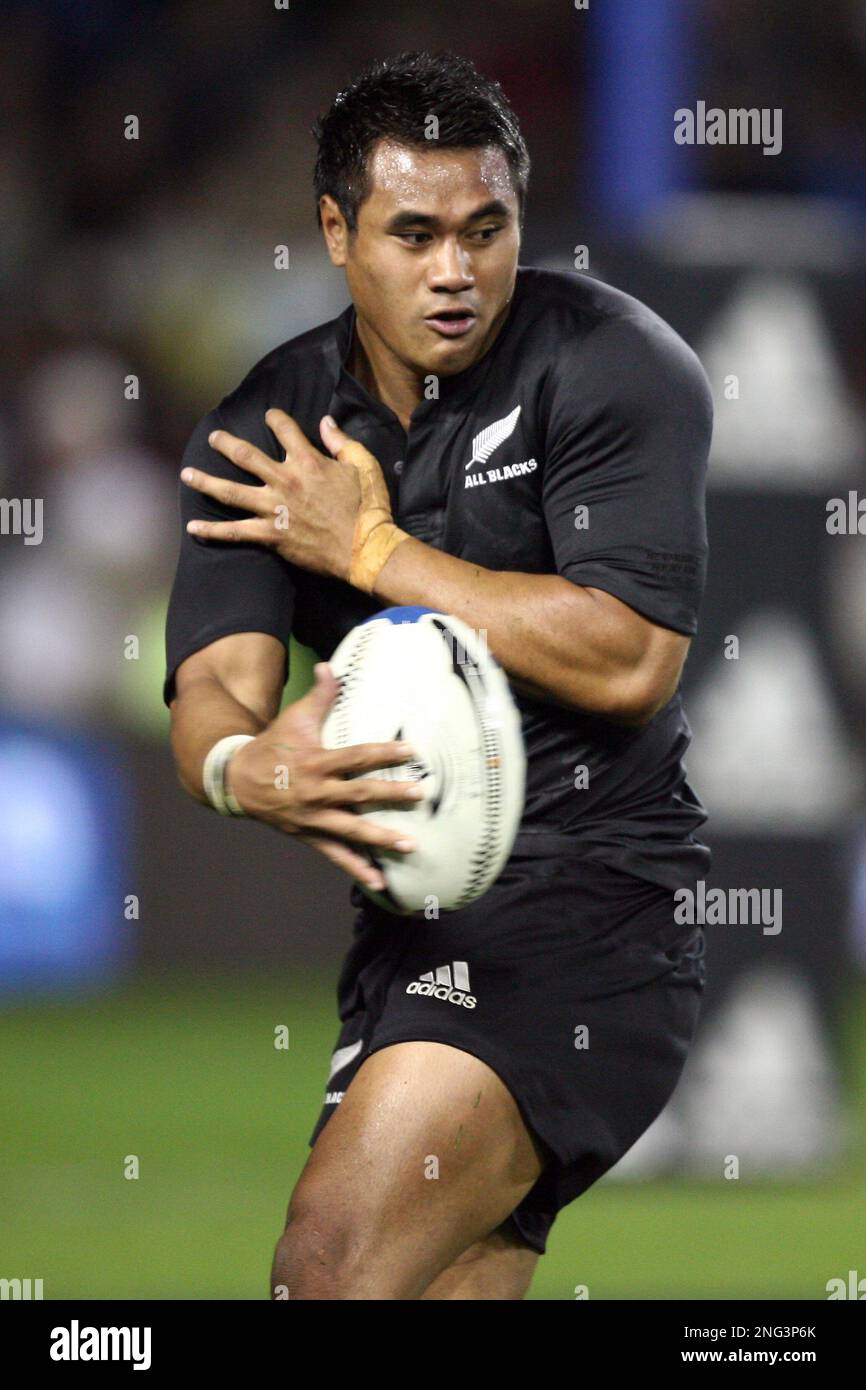 New Zealand All Blacks center Isaia Toeava in action against France in ...