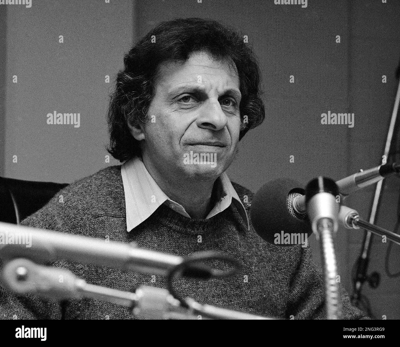 Mort Sahl, comedian, during taping at WRC studios in Washington ...