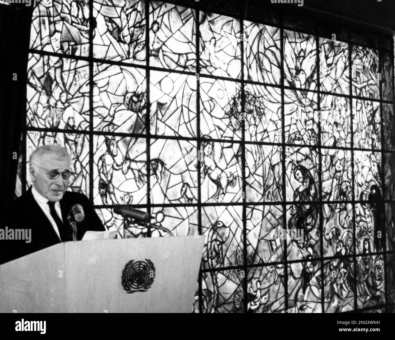 Russian-born French painter Marc Chagall, speaks at a dedication ...