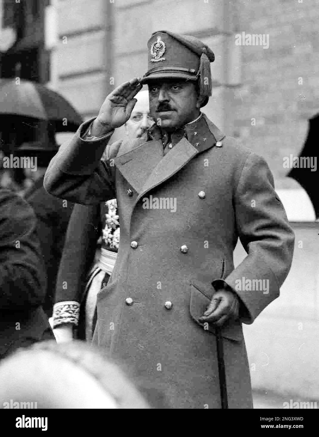 King Amanullah Khan of Afghanistan salutes his hosts before entering ...