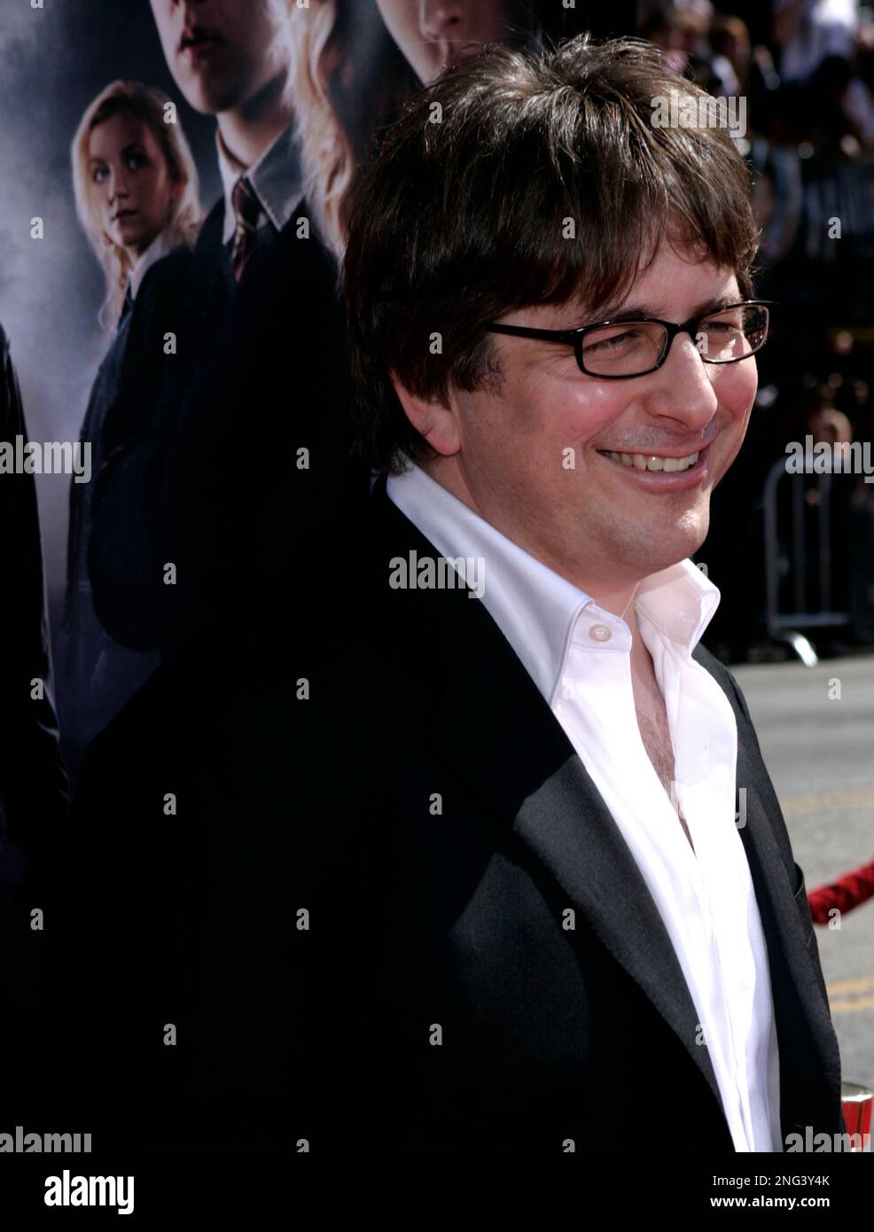 Screenwriter Michael Goldenberg arrives at the premiere of "Harry ...