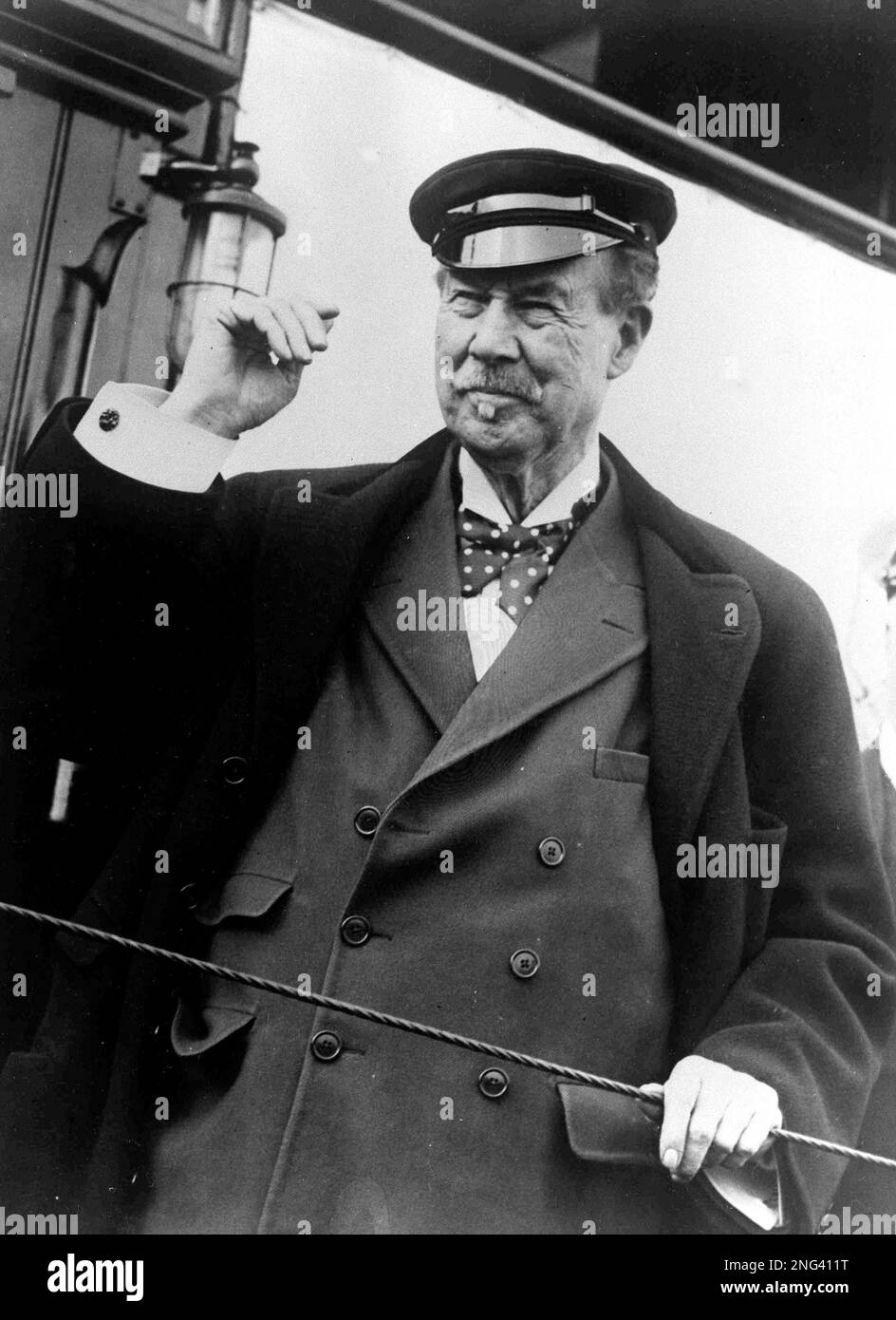 Tea grower and America's Cup challenger Sir Thomas Lipton, in England ...