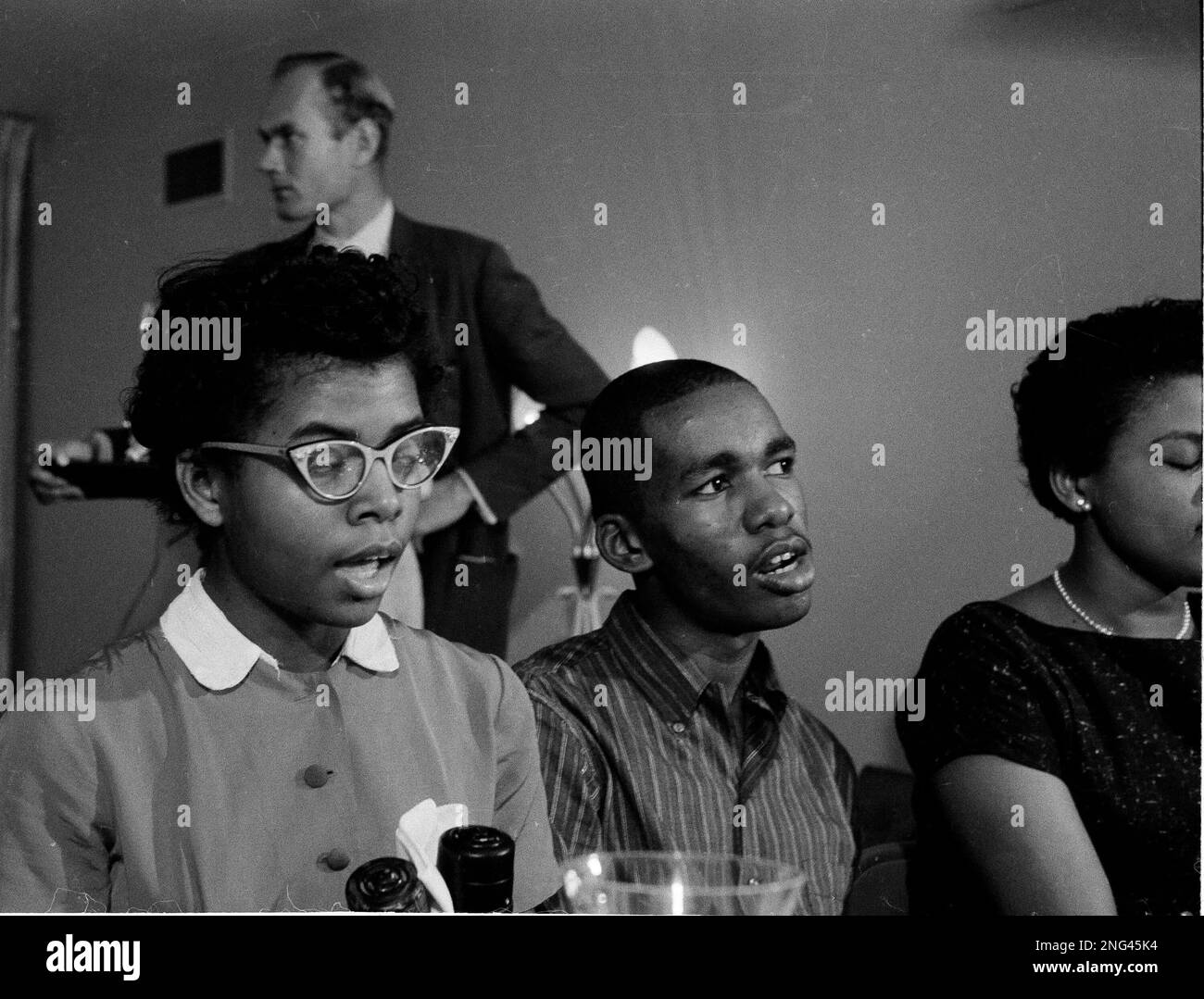 Little rock nine elizabeth hi-res stock photography and images - Alamy